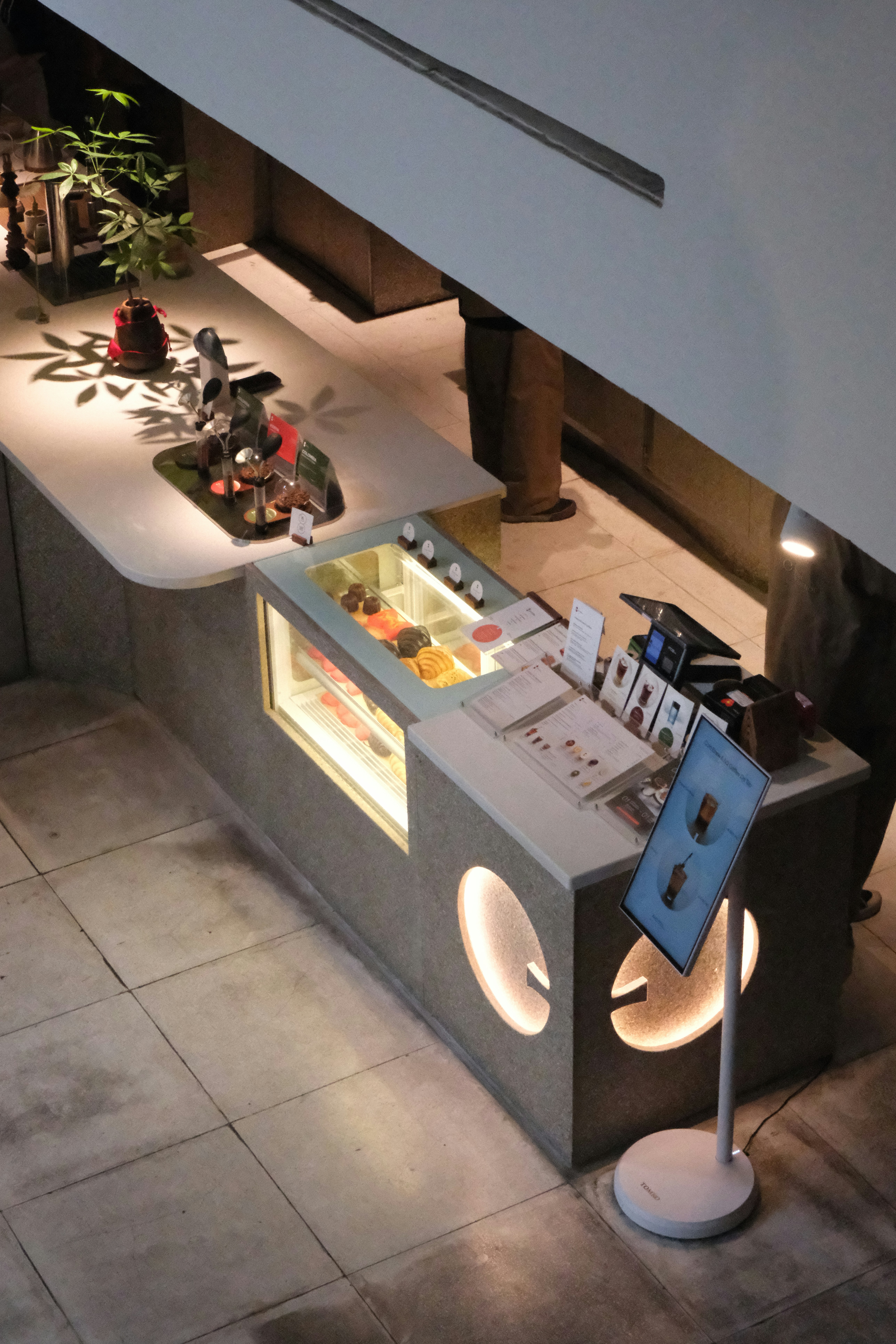 Culinary Oasis: A Modern Café Experience
