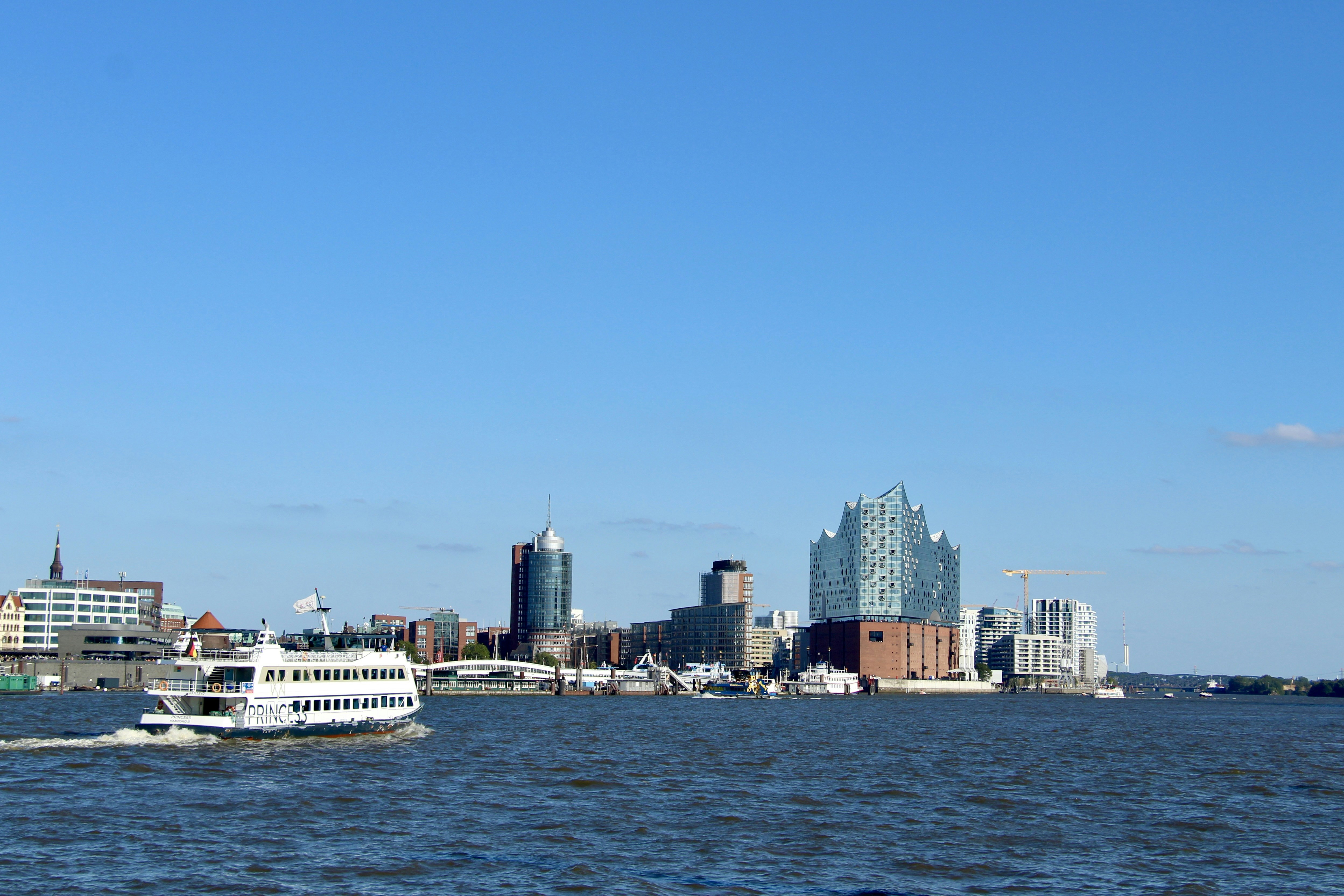 Harbor Harmony: A Glimpse of Urban Serenity