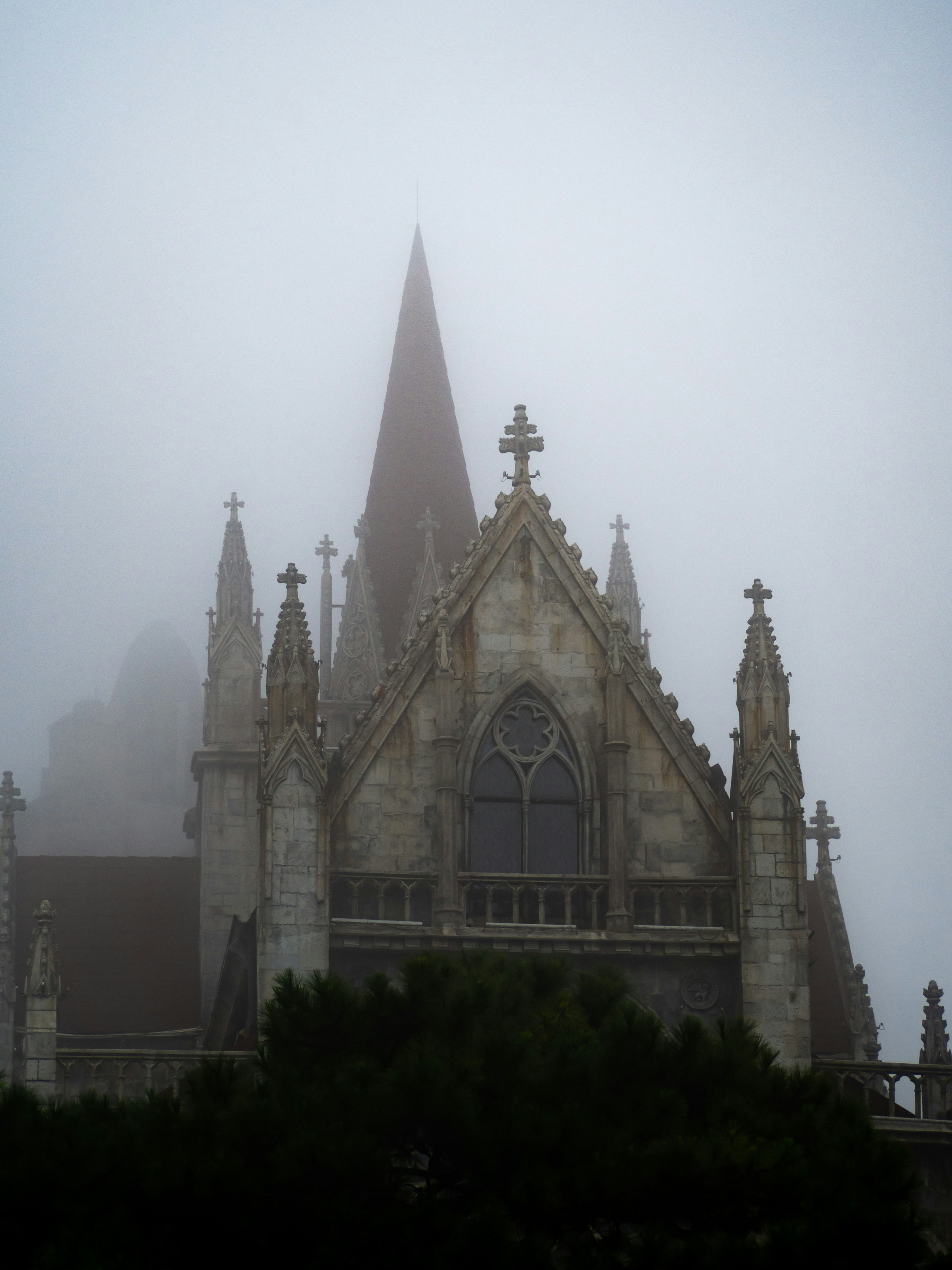 Veil of Mist: The Enigmatic Spires