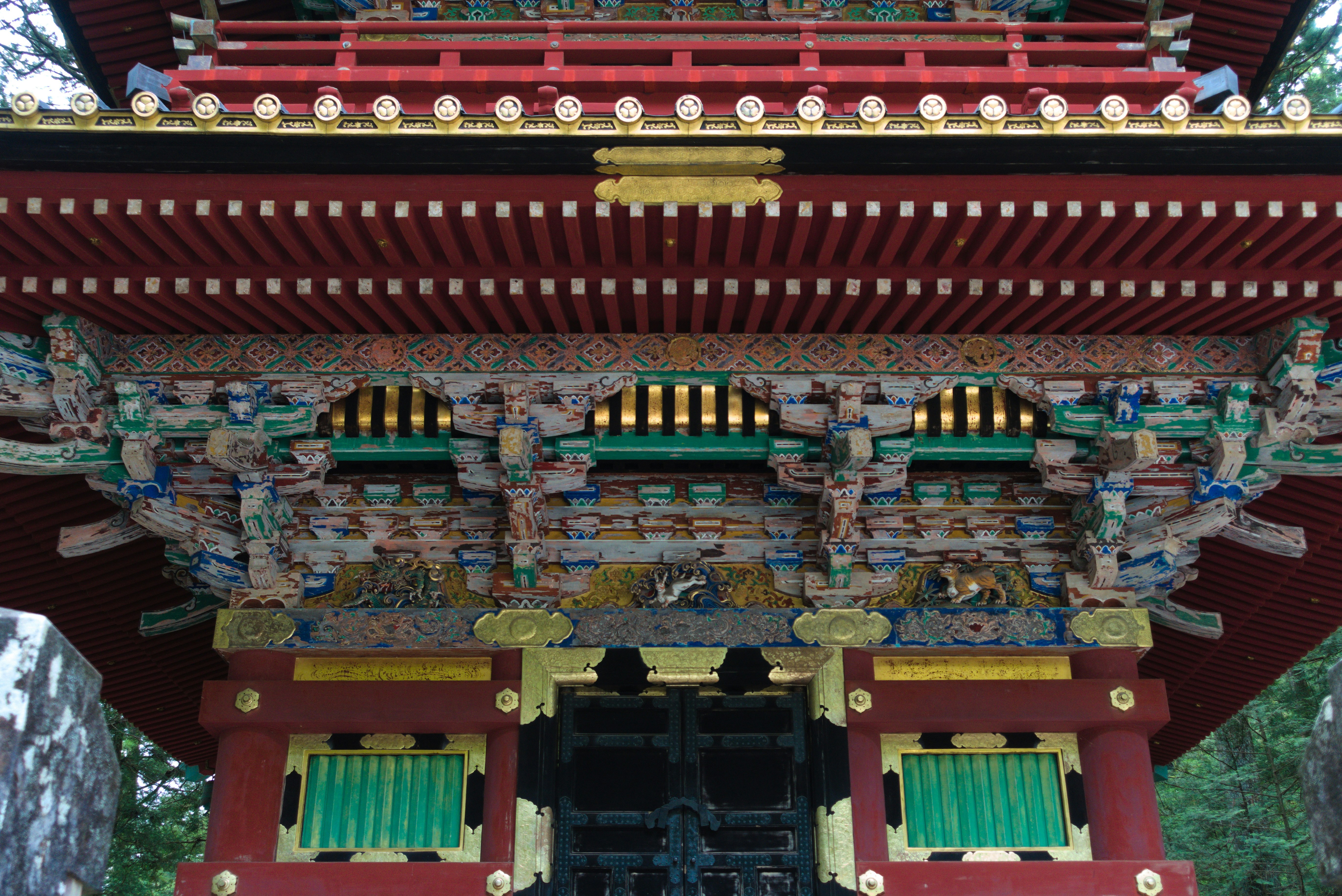 Goju-no-to in Nikko | Intricately decorated japanese temple roof details