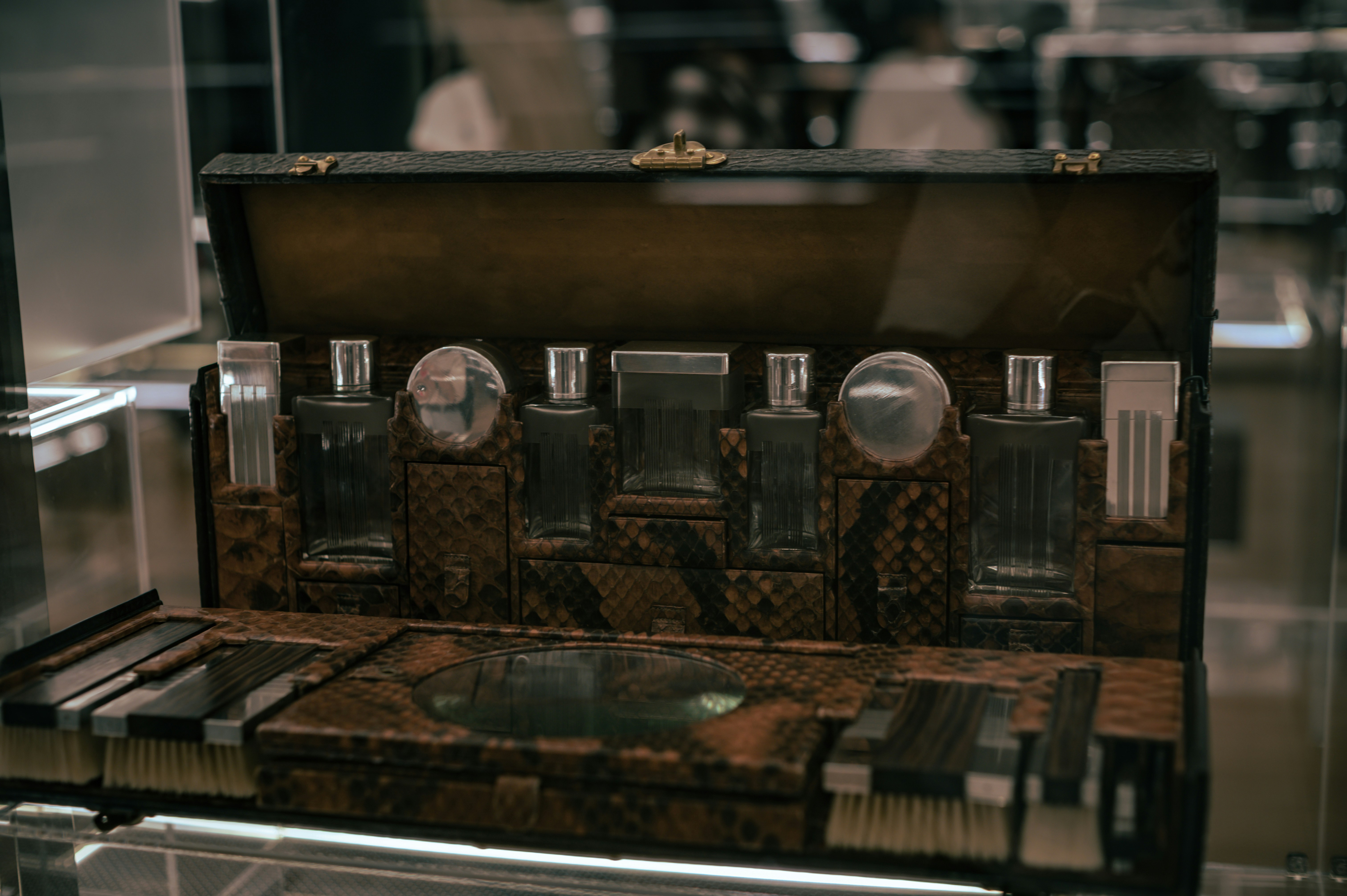 Elegance Encased: A Vintage Fragrance Collection
