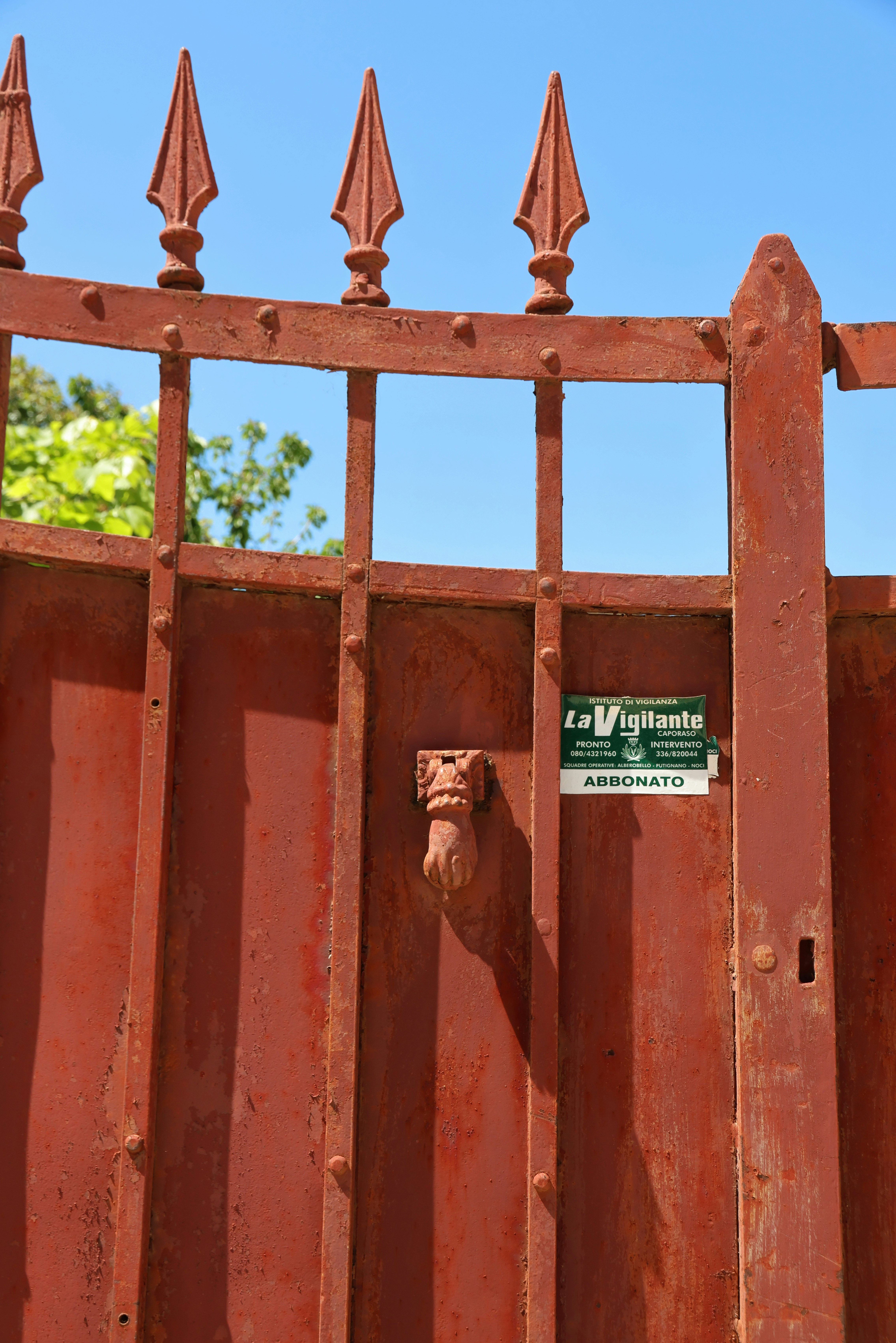 Rusty Guardian: The Sentinels of Time