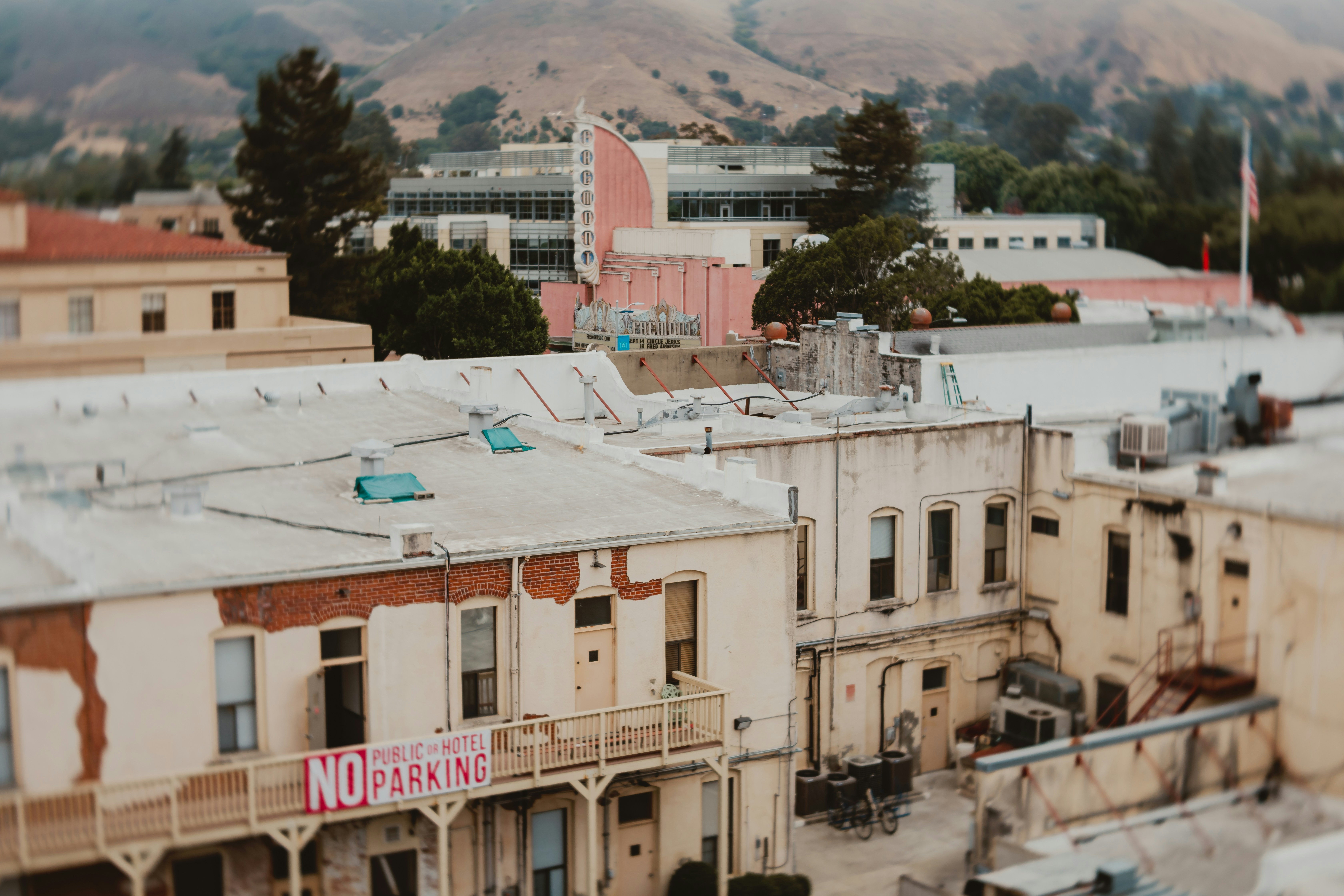 Urban Serenity Amidst the Hills