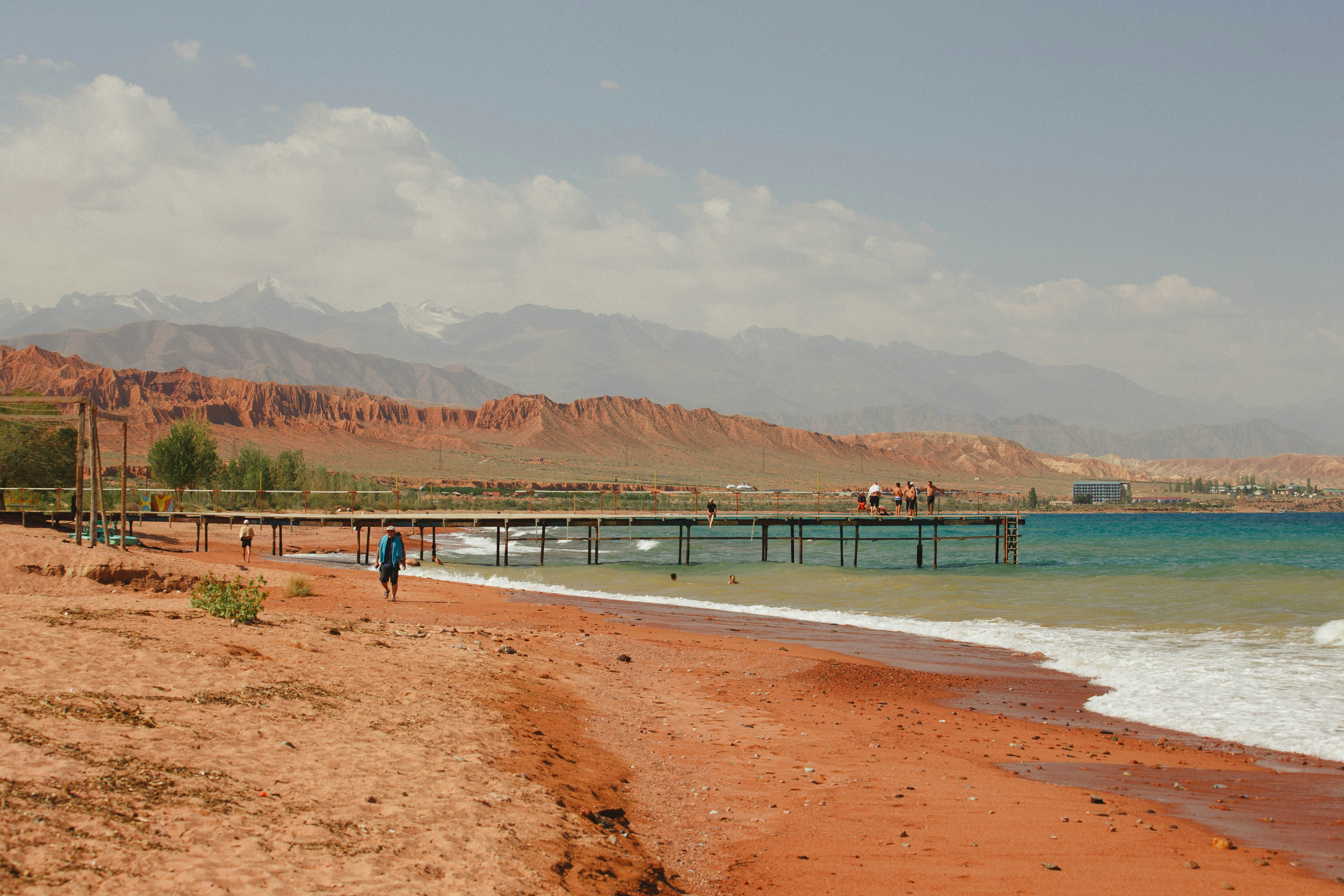 Serenity by the Shoreline: A Tranquil Escape