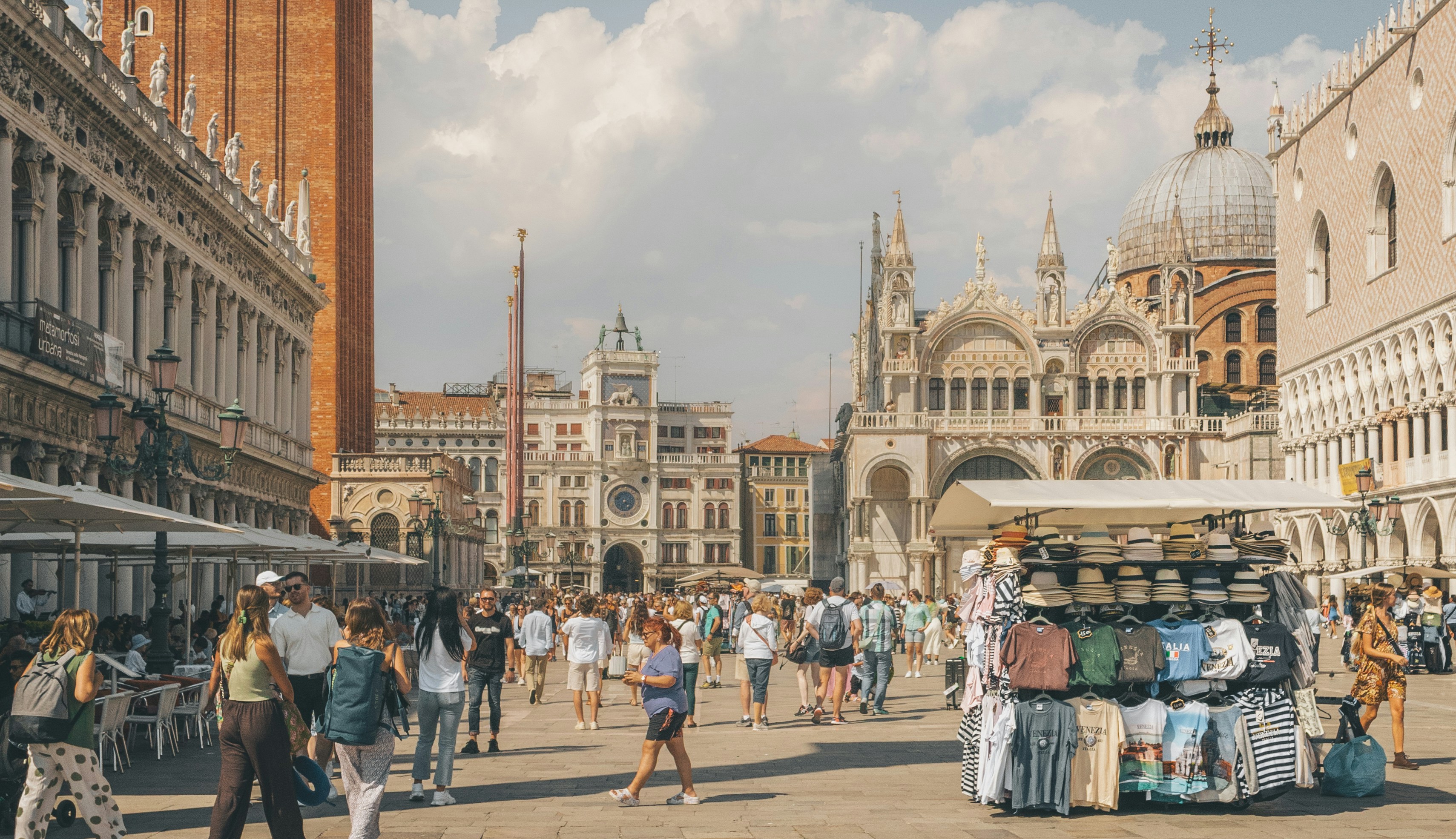 Vibrant Marketplace at the Heart of Venice