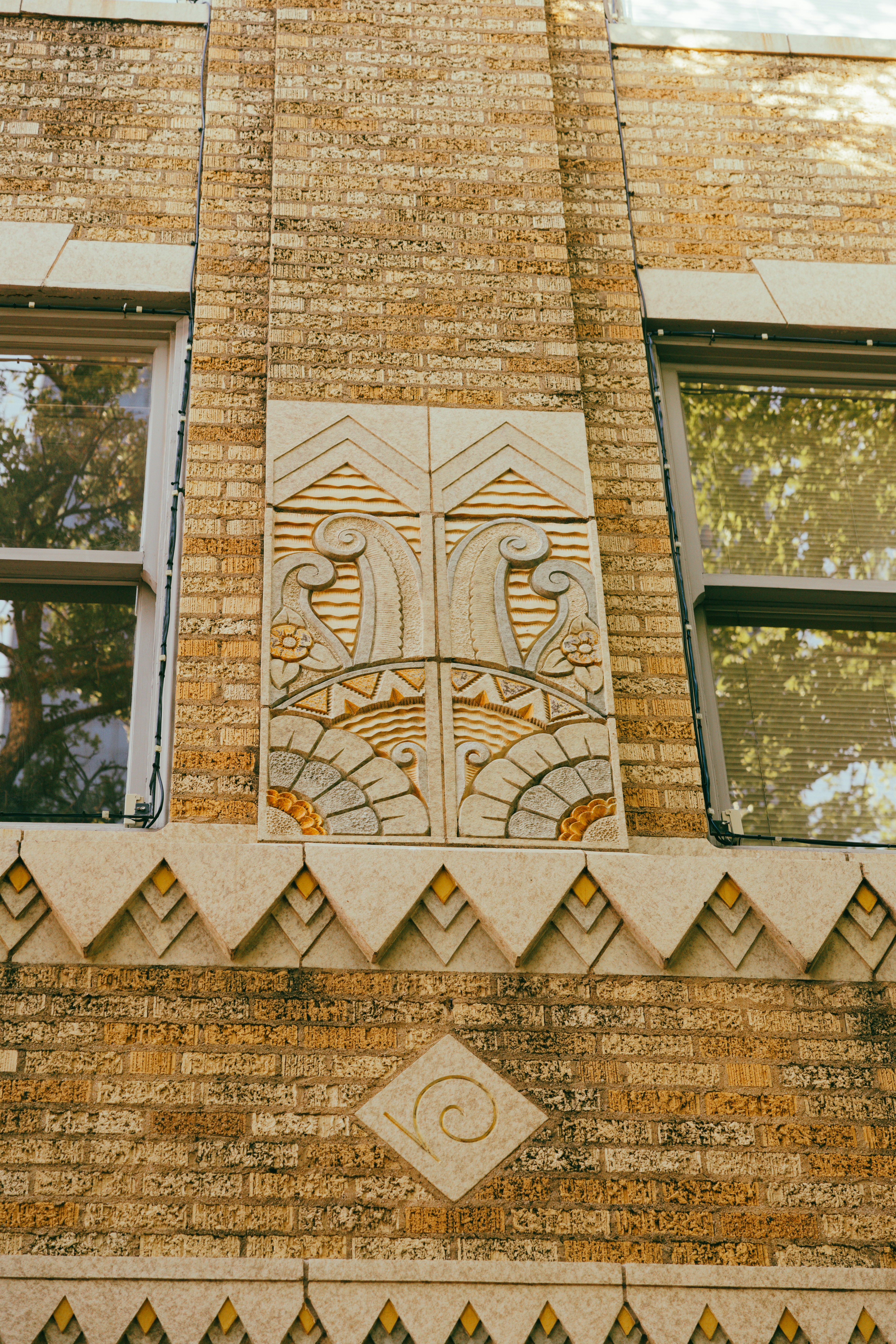 Art deco architectural detail on brick building photo – Free Usa Image ...