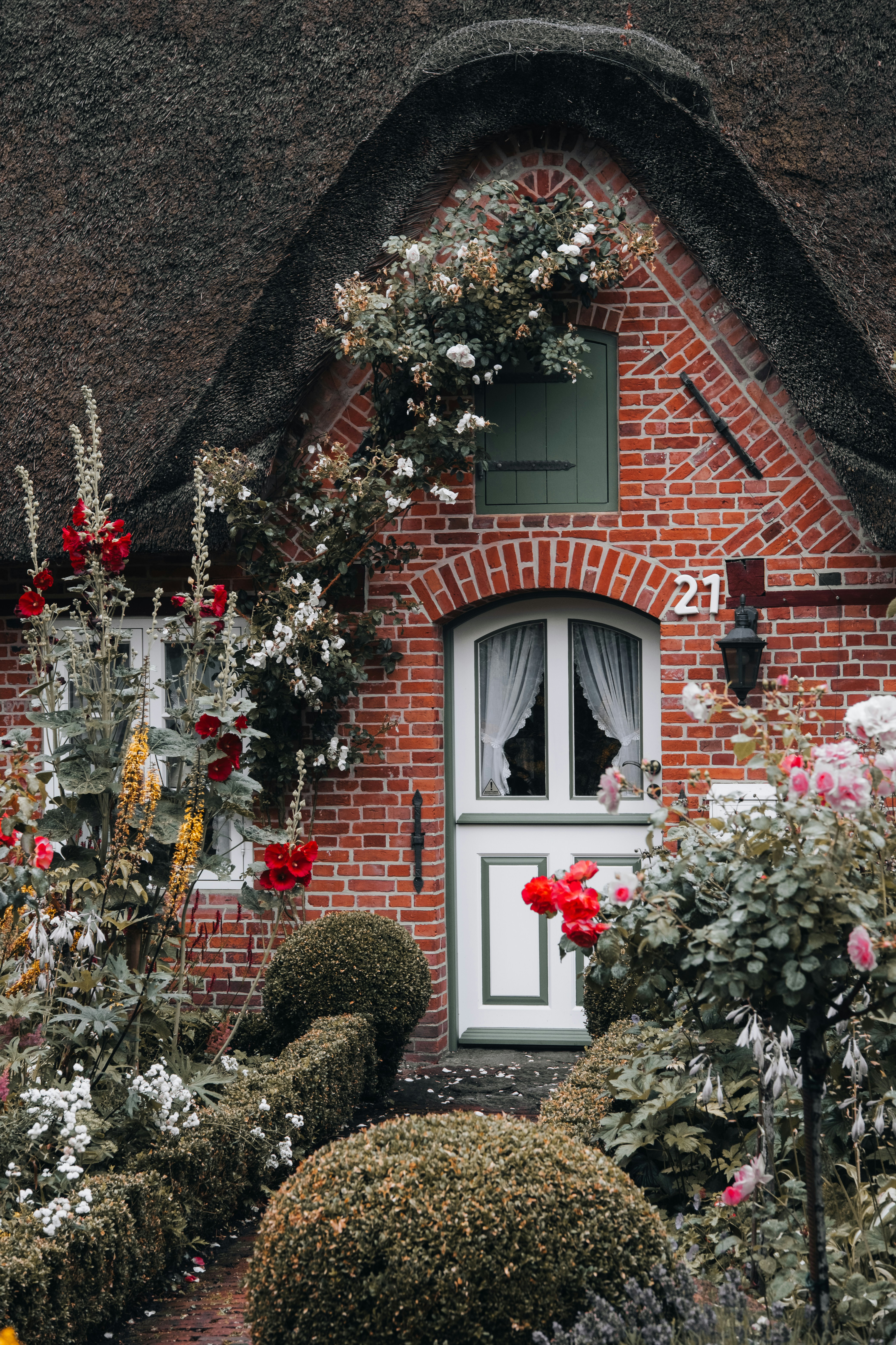 Charming Cottage Elegance