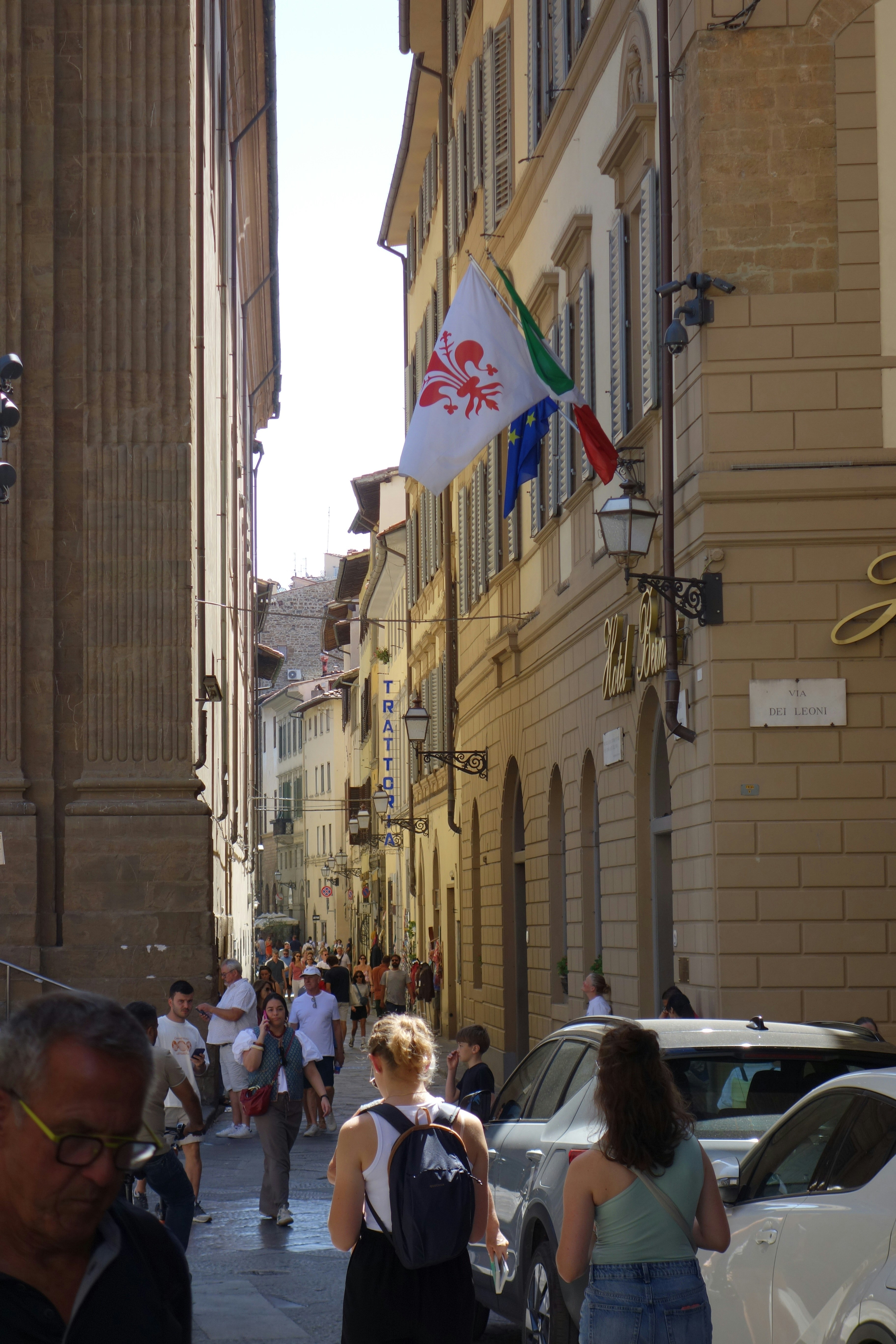 A Stroll Through Florence's Historic Streets