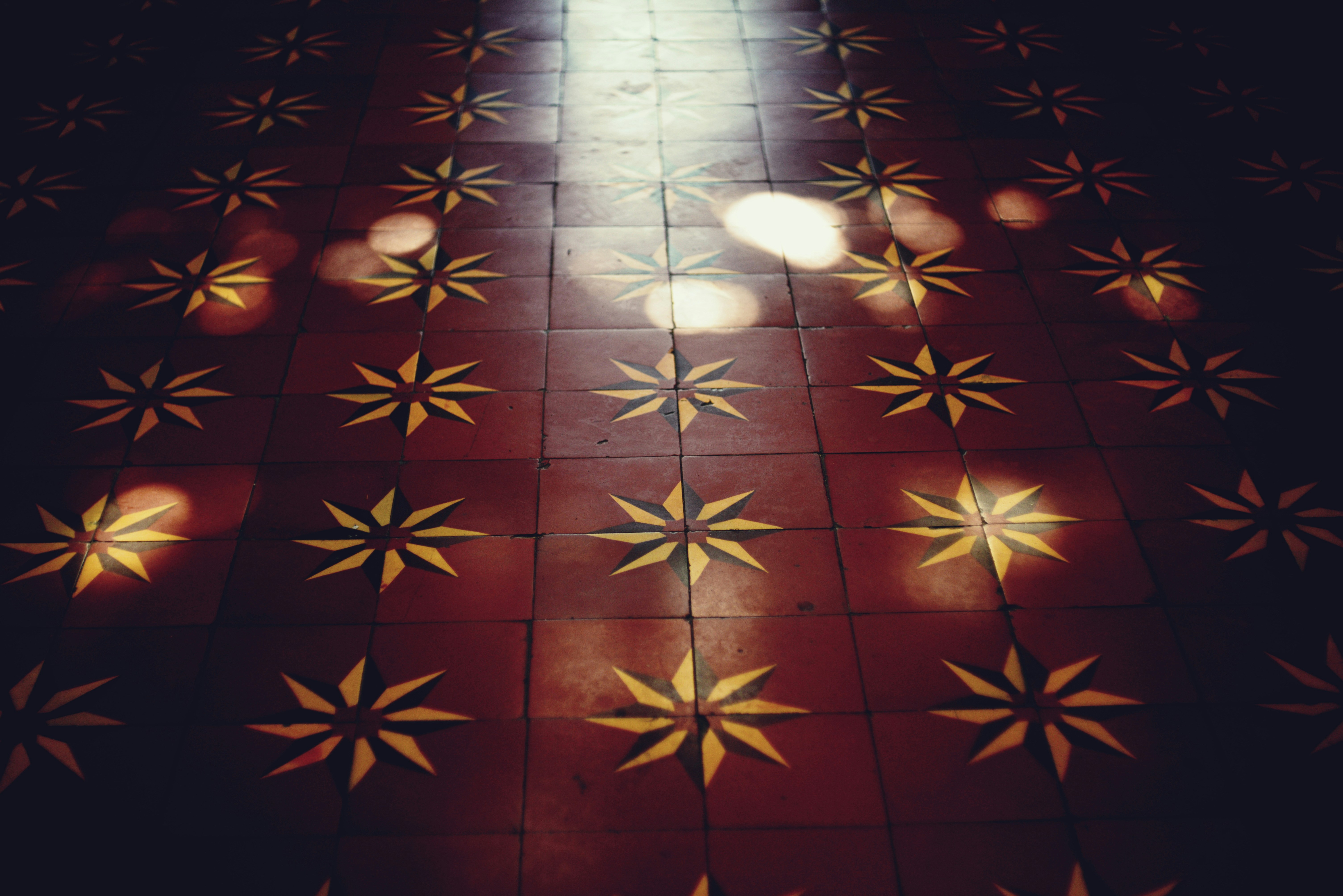 Geometric Harmony: A Dance of Light and Shadow