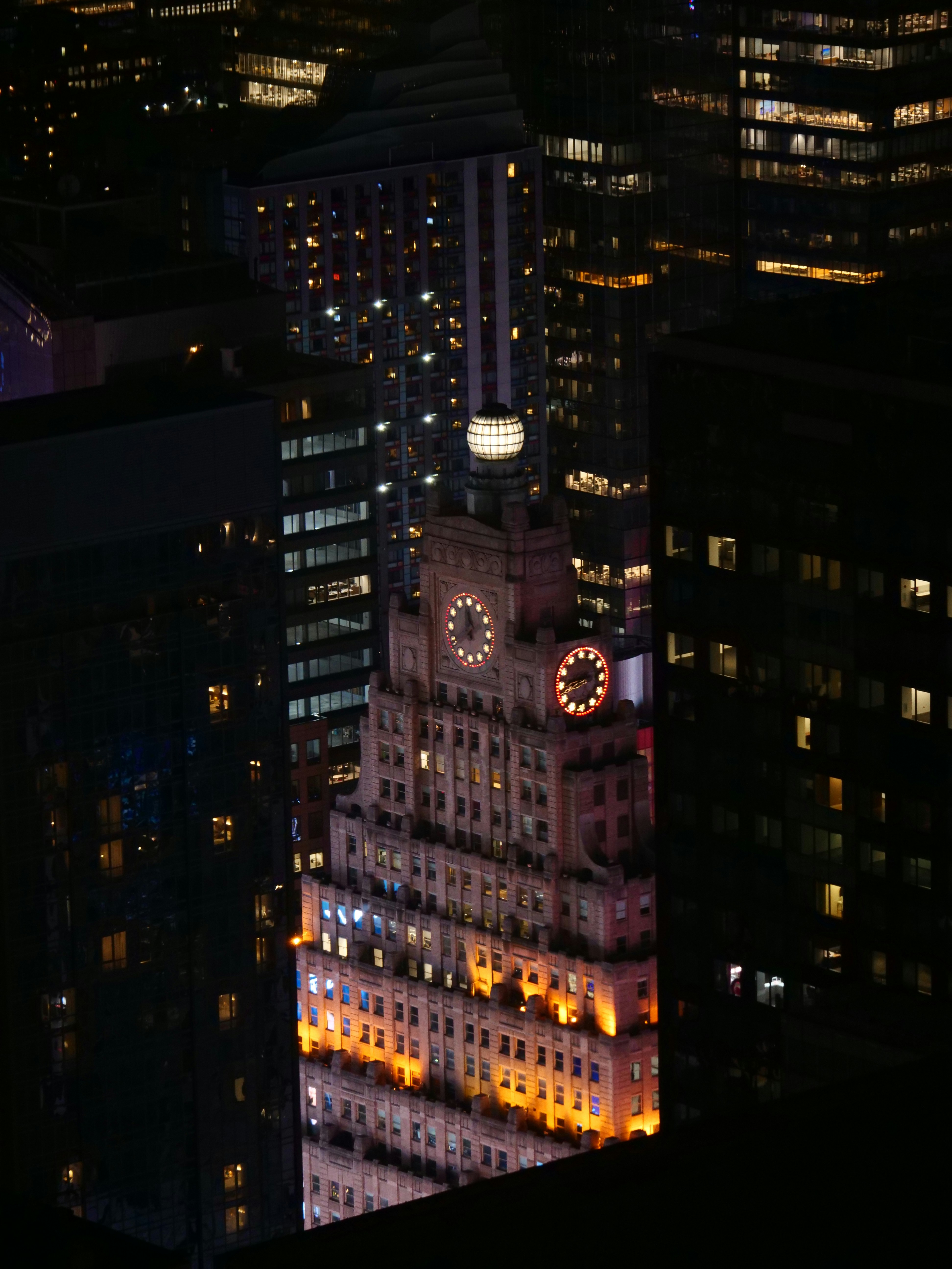 Urban Elegance: A Nighttime Architectural Symphony