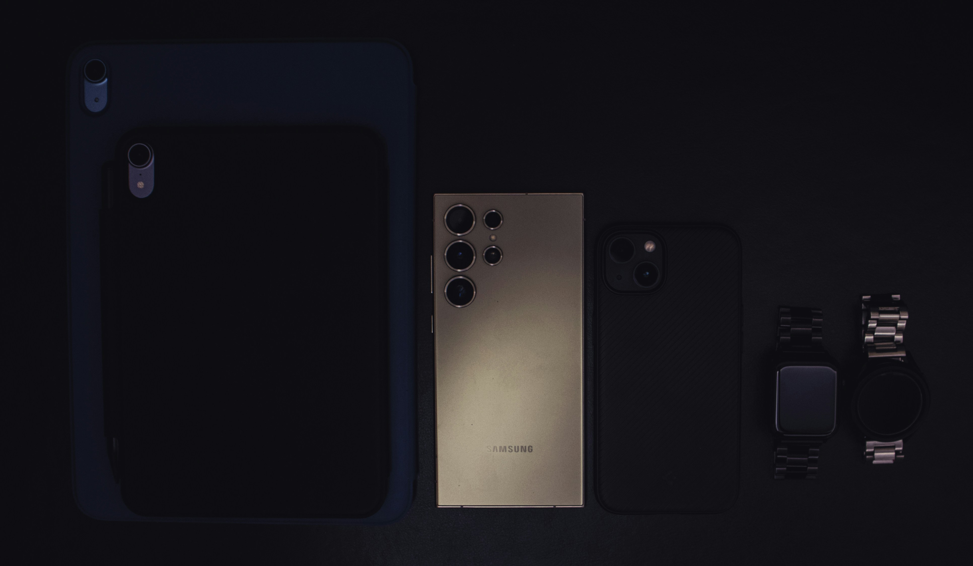 Tech Ensemble: A Modern Minimalist Display
