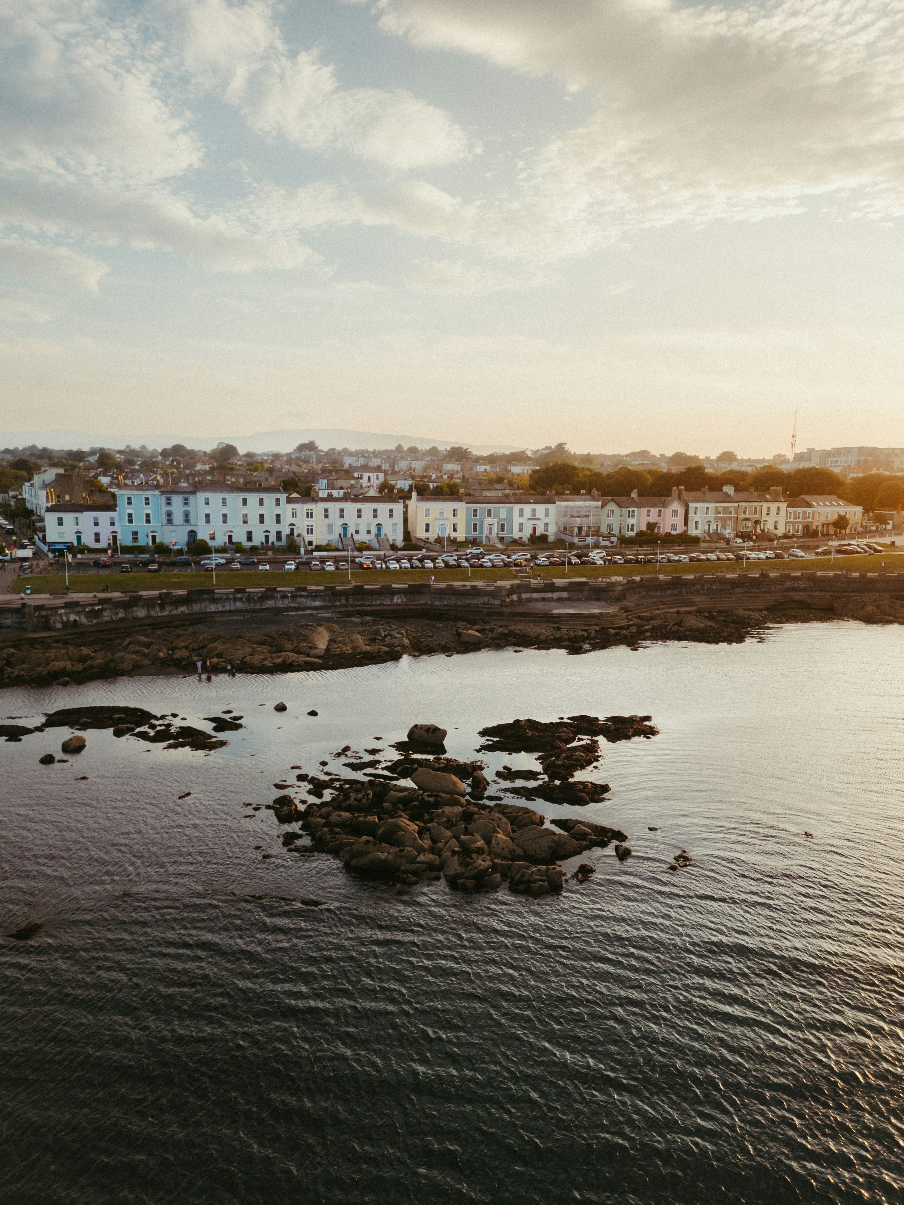 Coastal Serenity: A Glimpse of Seaside Living