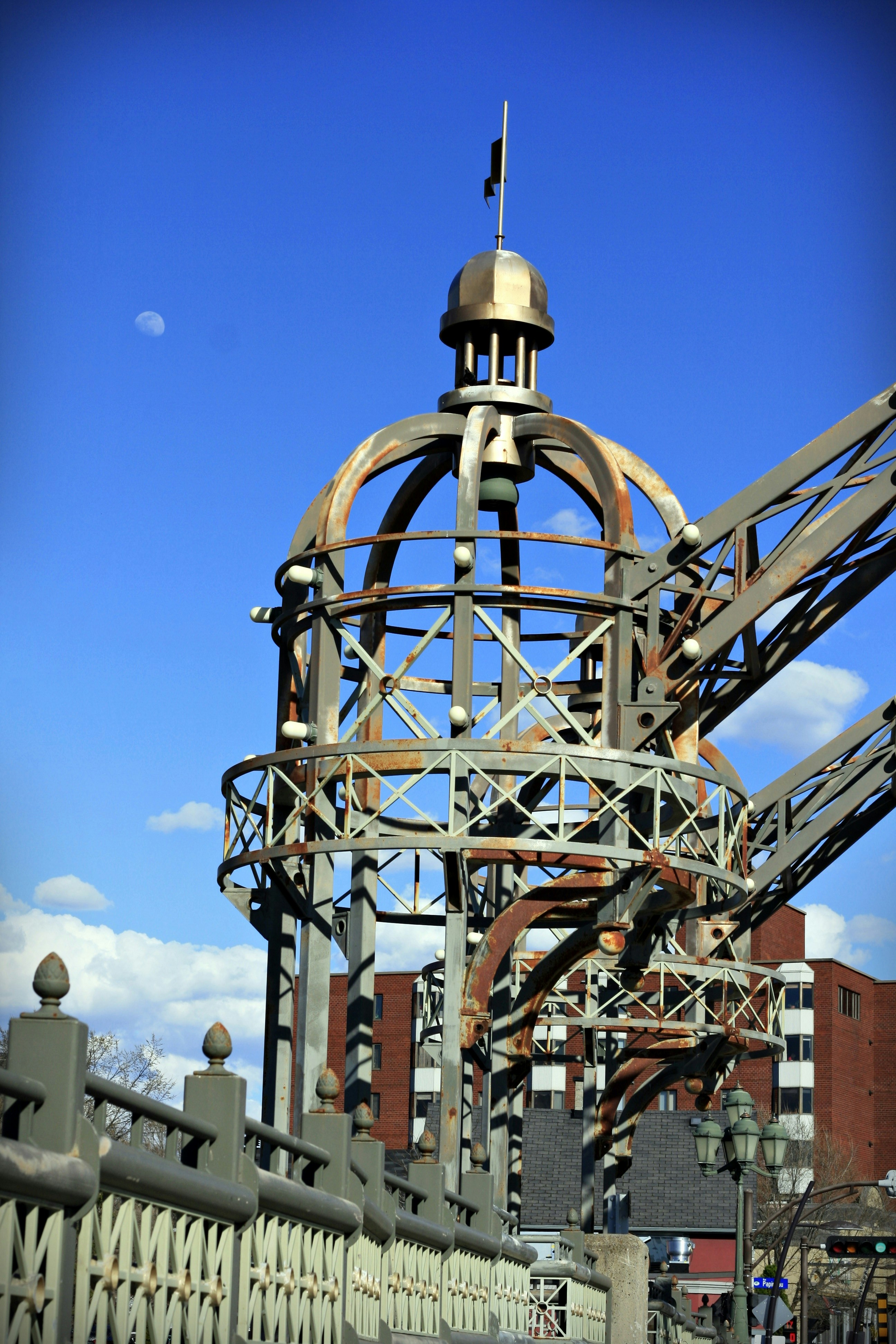 Industrial Elegance: A Bridge's Architectural Marvel
