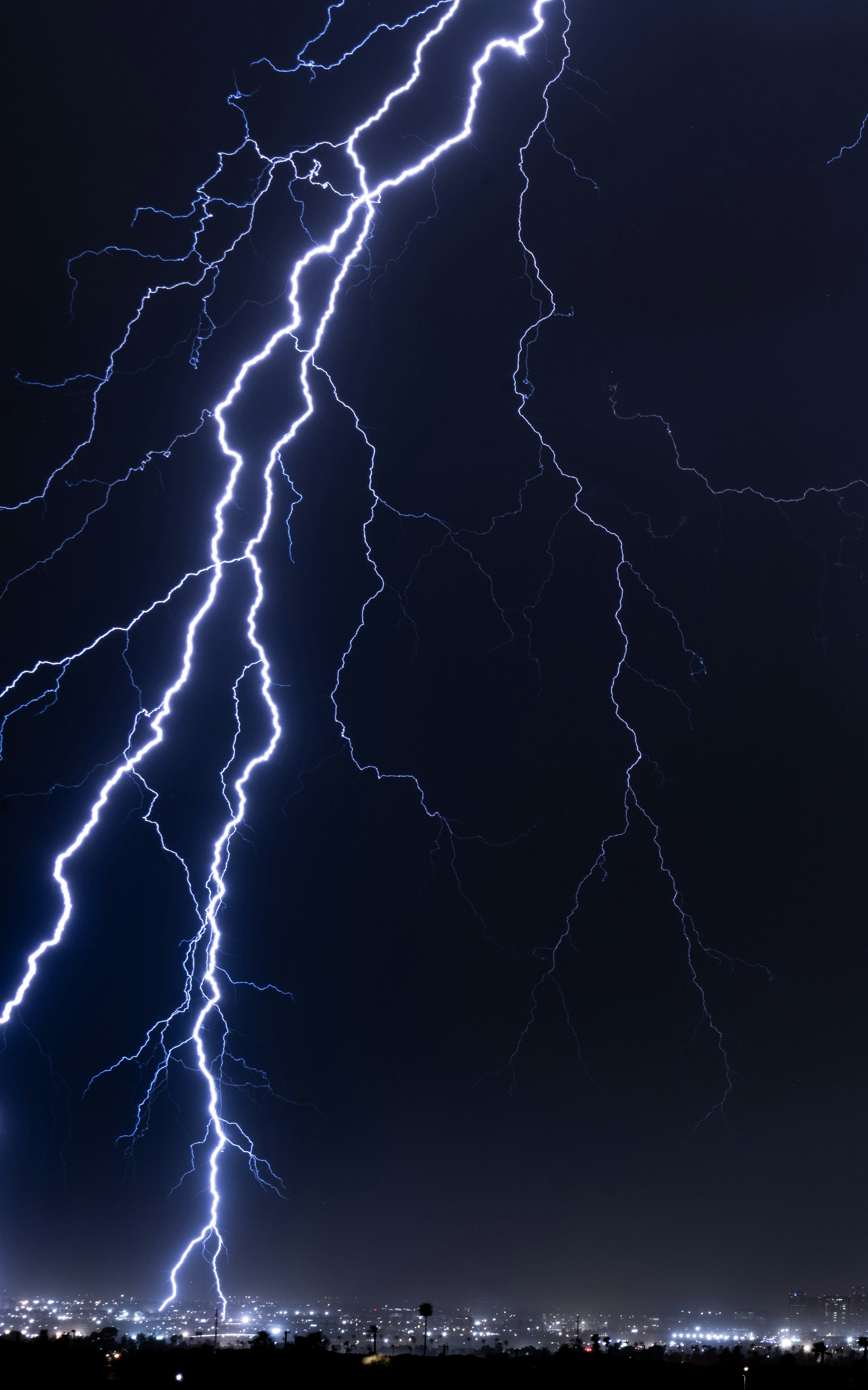 Neon Fork Over the City: Night Lightning Splits the Skyline