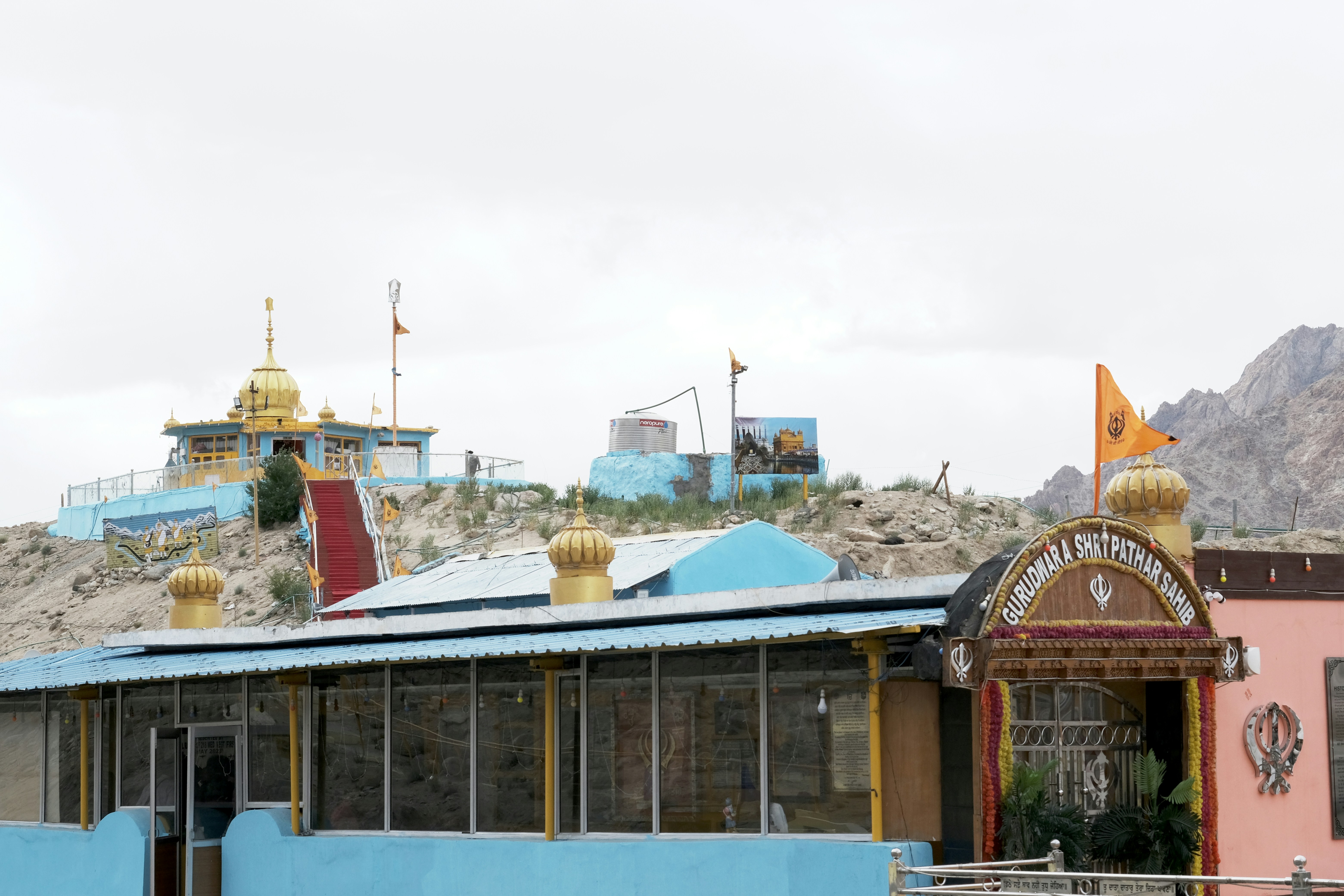 Suraj Tomer (@meditative) | Komunitas Foto Unsplash