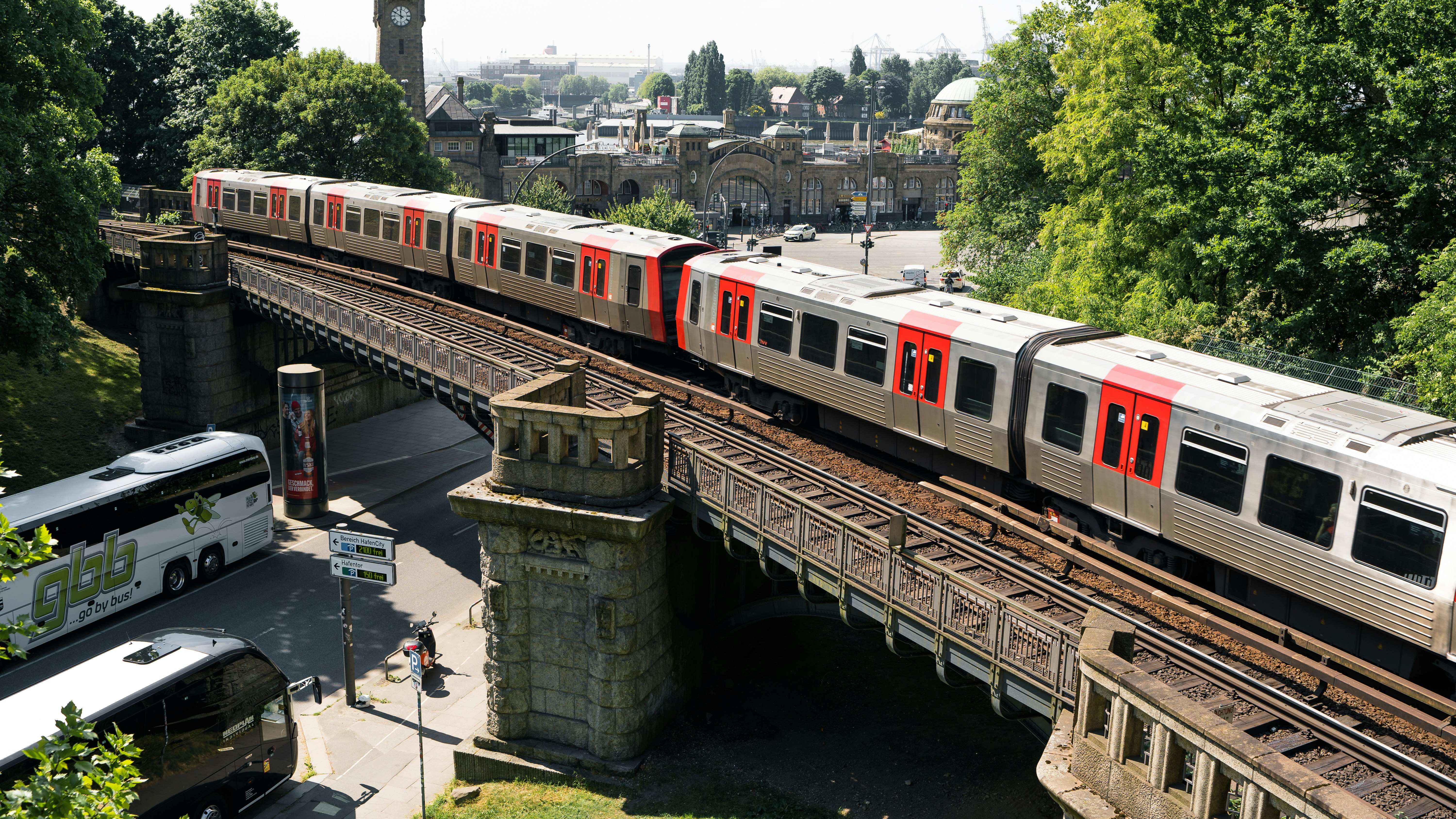 Urban Transit Over Time: A Journey on the Iron Bridge
