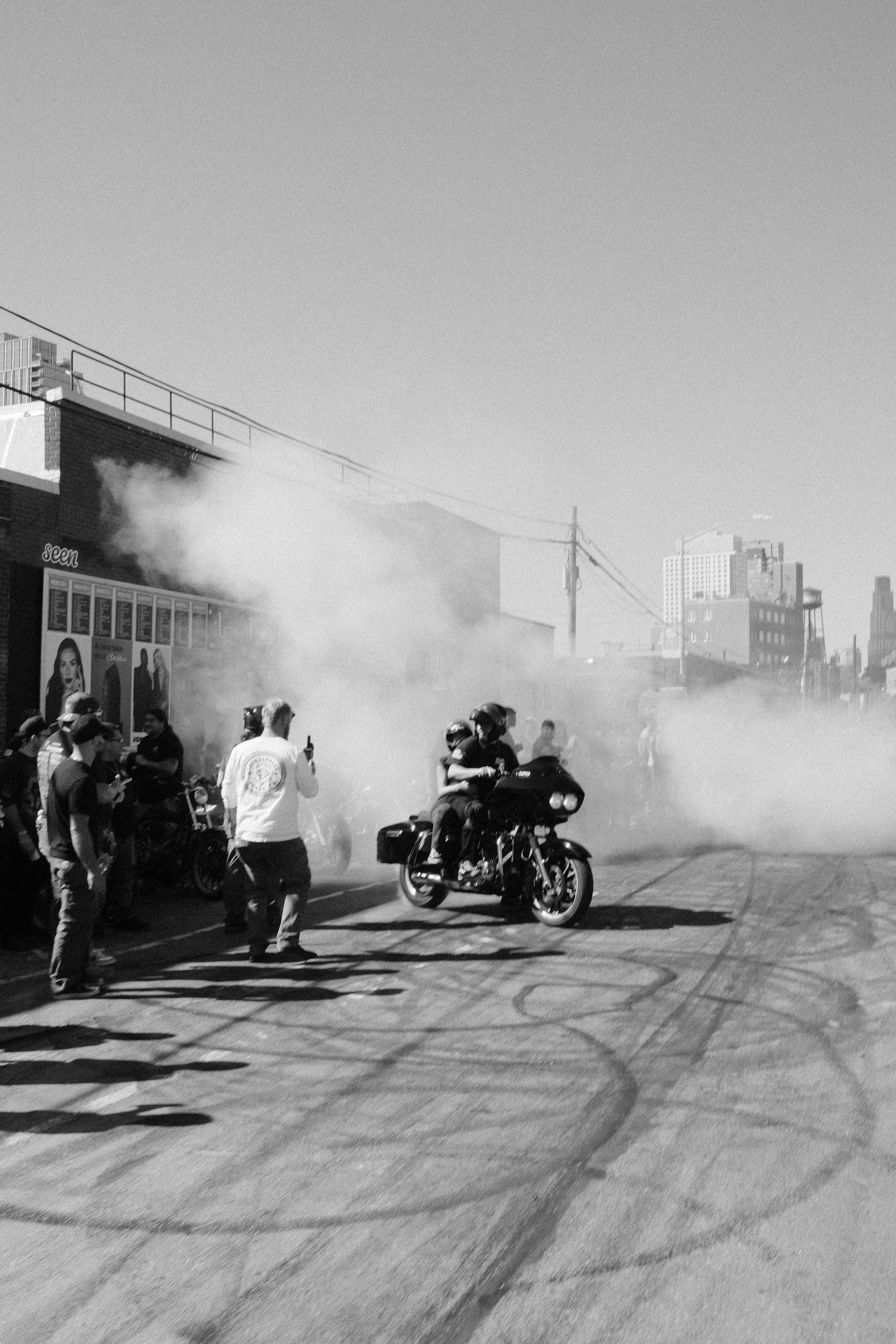 Urban Burnout in Mono: Moto, Smoke, and Onlookers