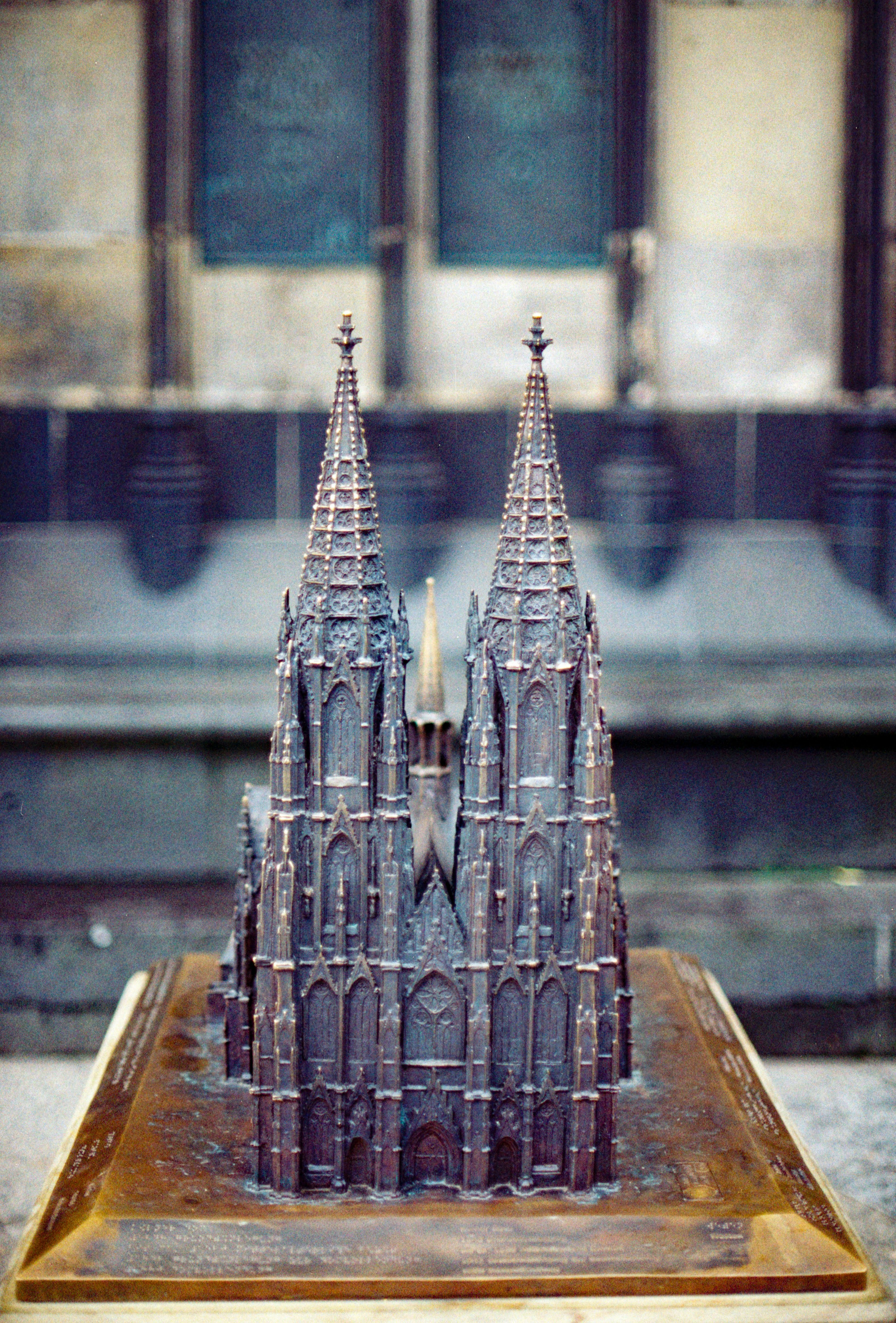 Miniature Marvel: A Detailed Tribute to Gothic Architecture