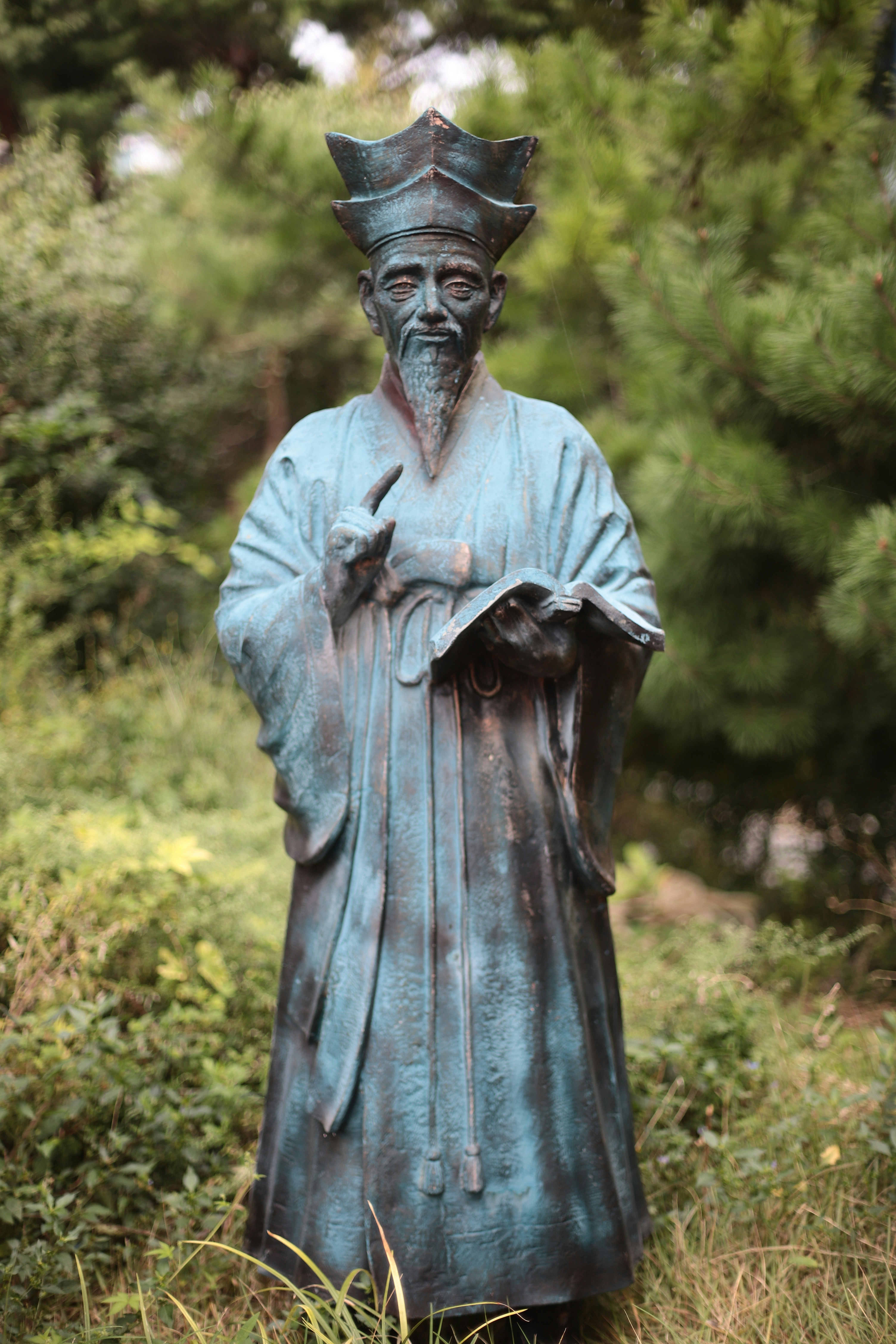 Wisdom in Bronze: A Guardian of Knowledge