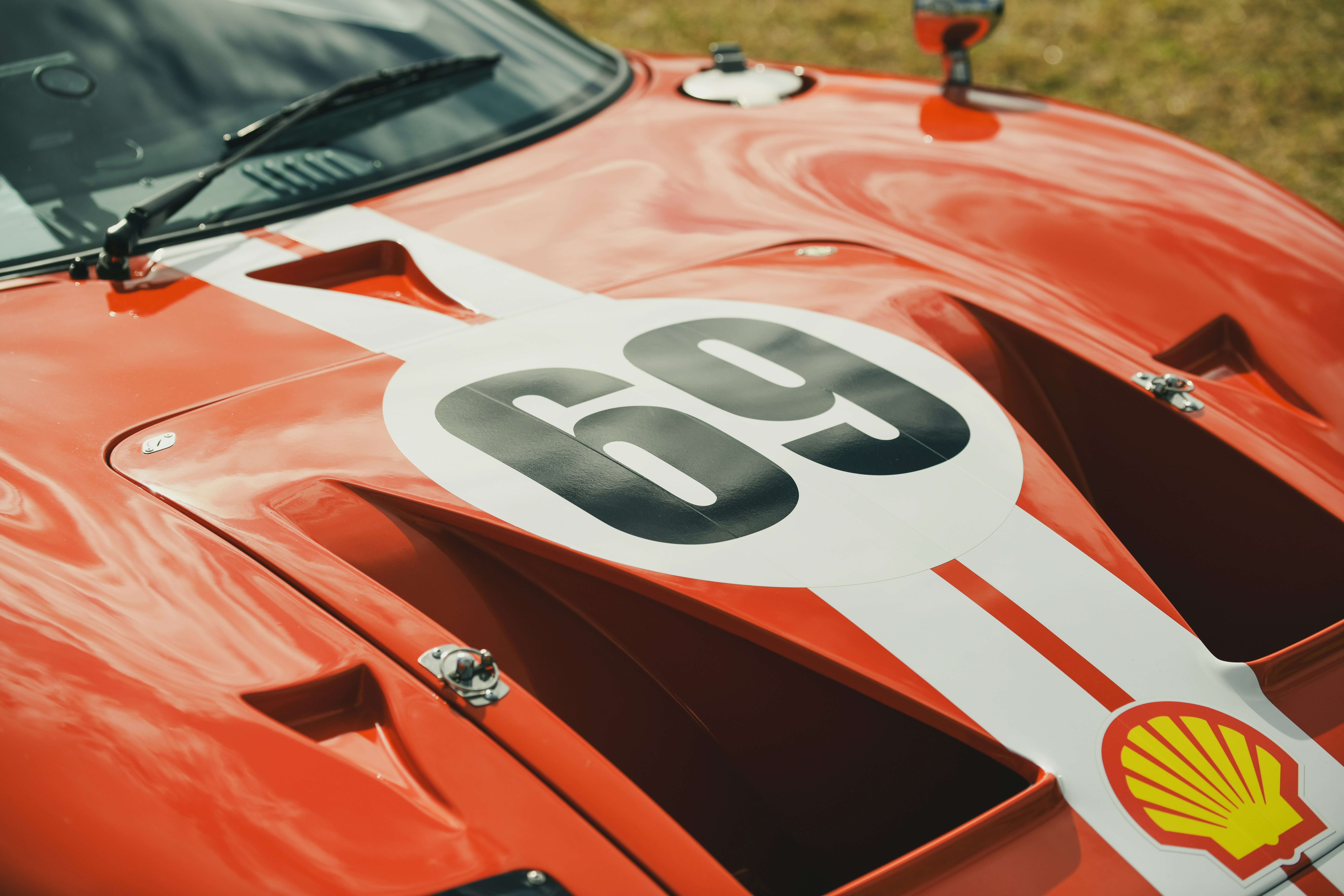 Legacy of Speed: A Classic Racing Icon