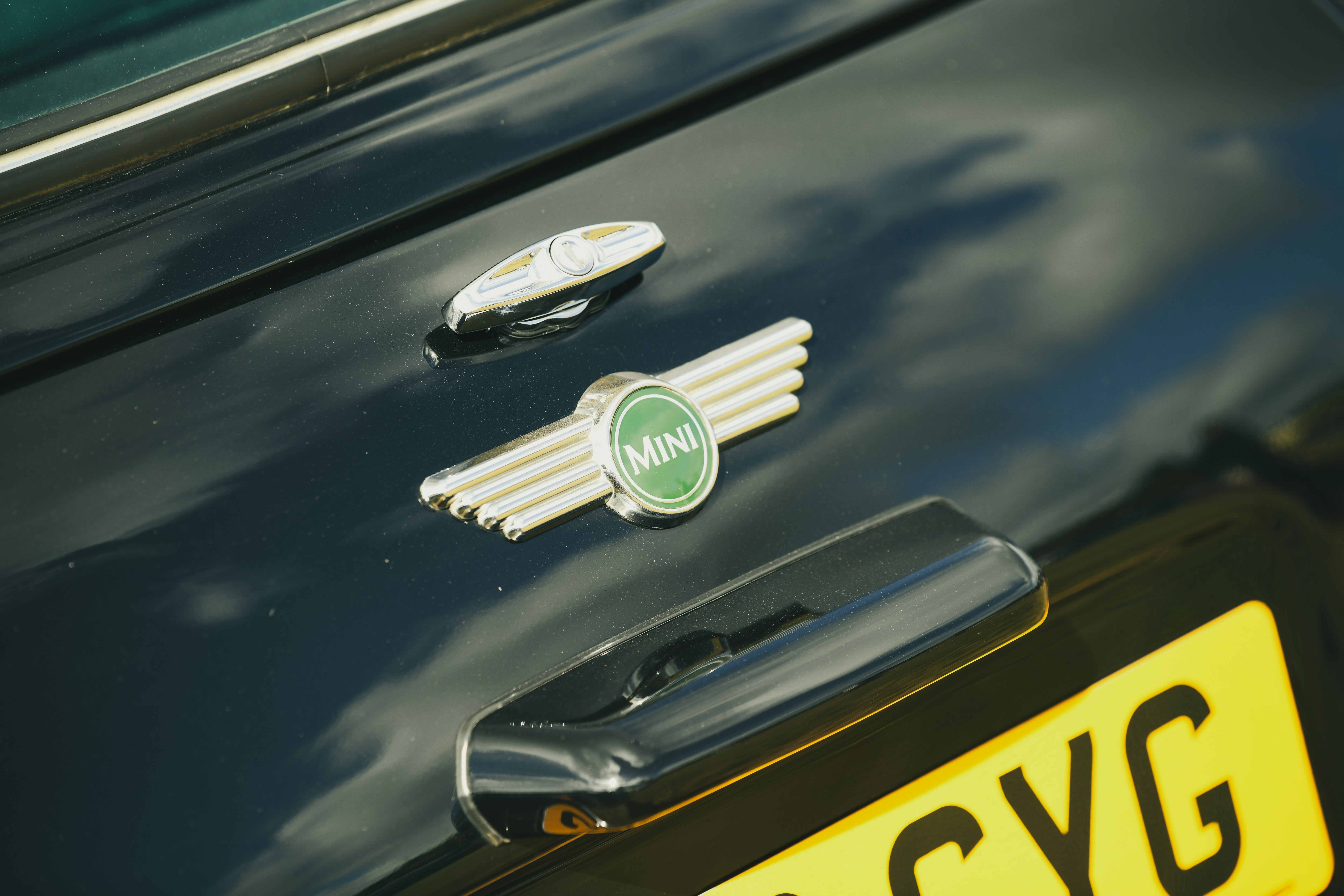 Heritage in Motion: The Iconic MINI Emblem