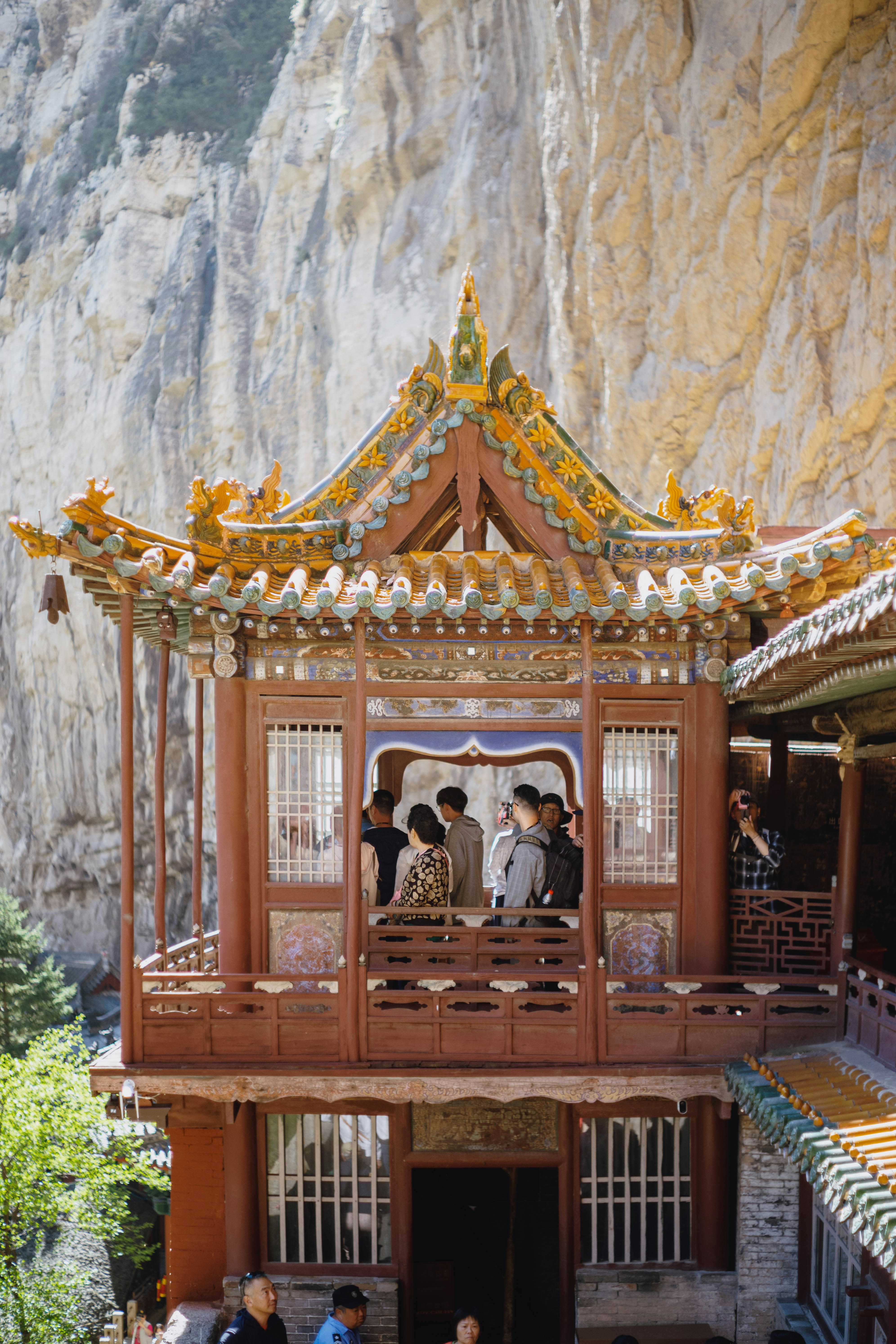 Harmony at the Cliffside Pavilion