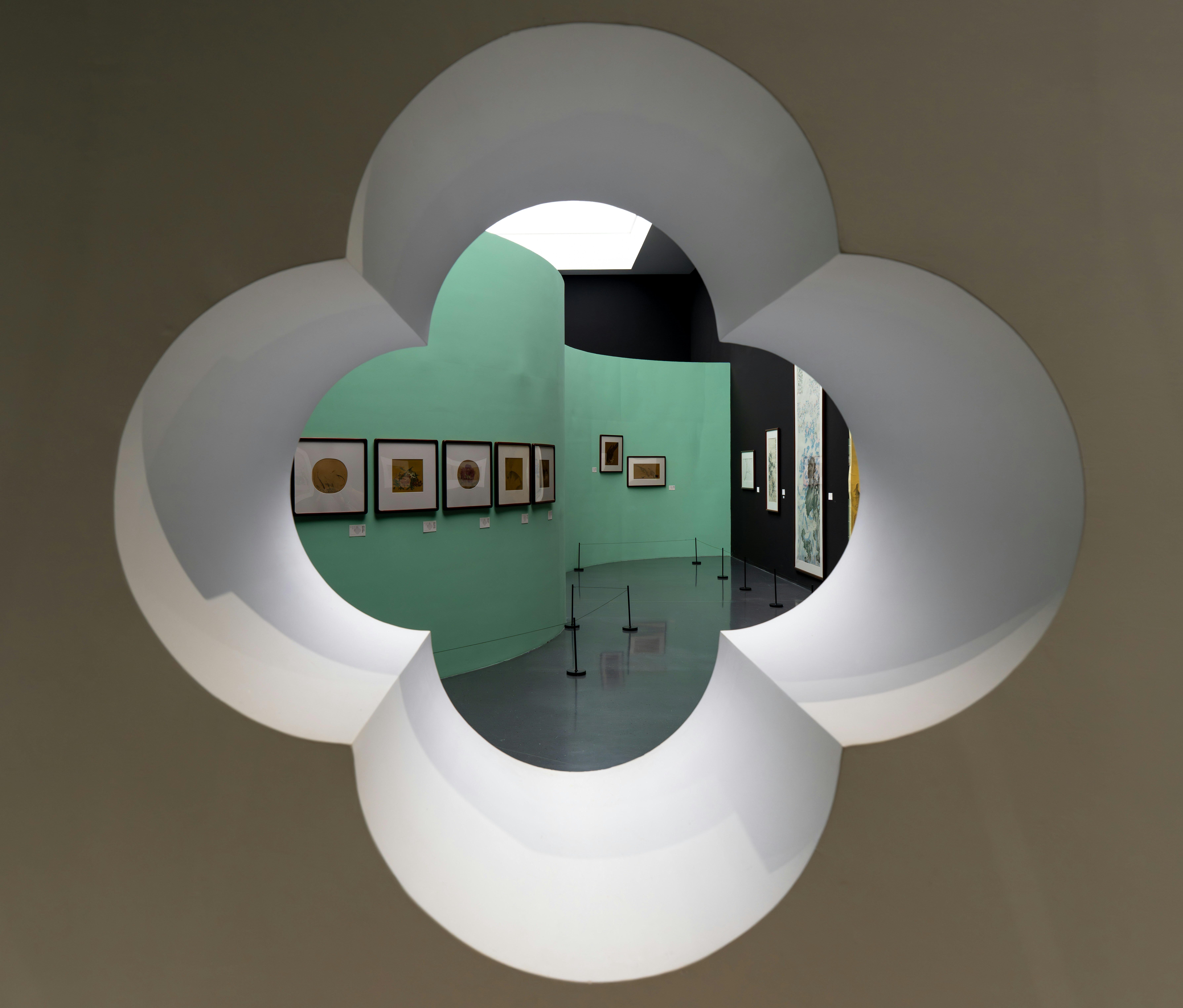 Chengdu Art Museum | Museum interior viewed through a clover-shaped opening