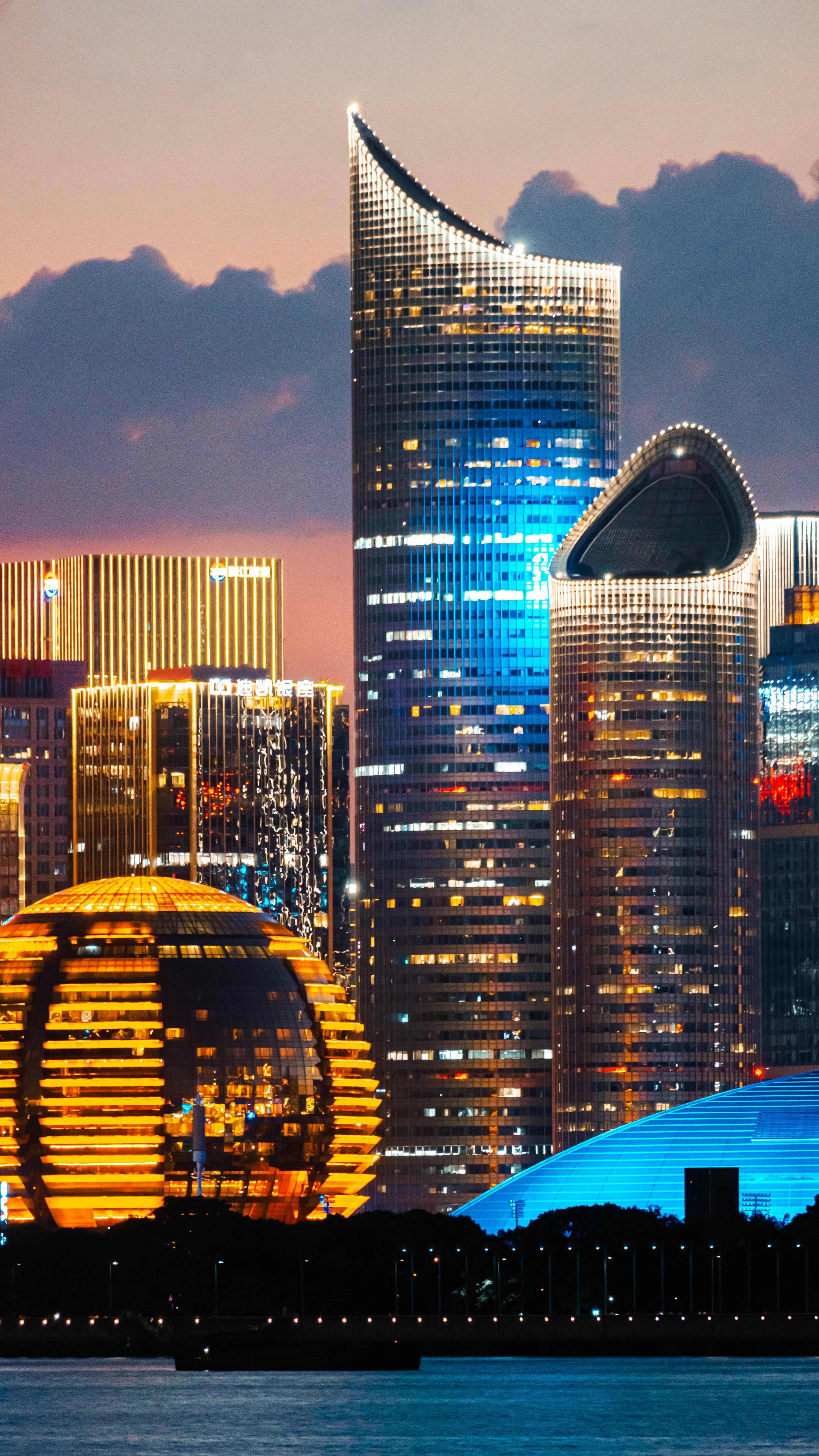 Illuminated Horizons: A Symphony of Modern Architecture