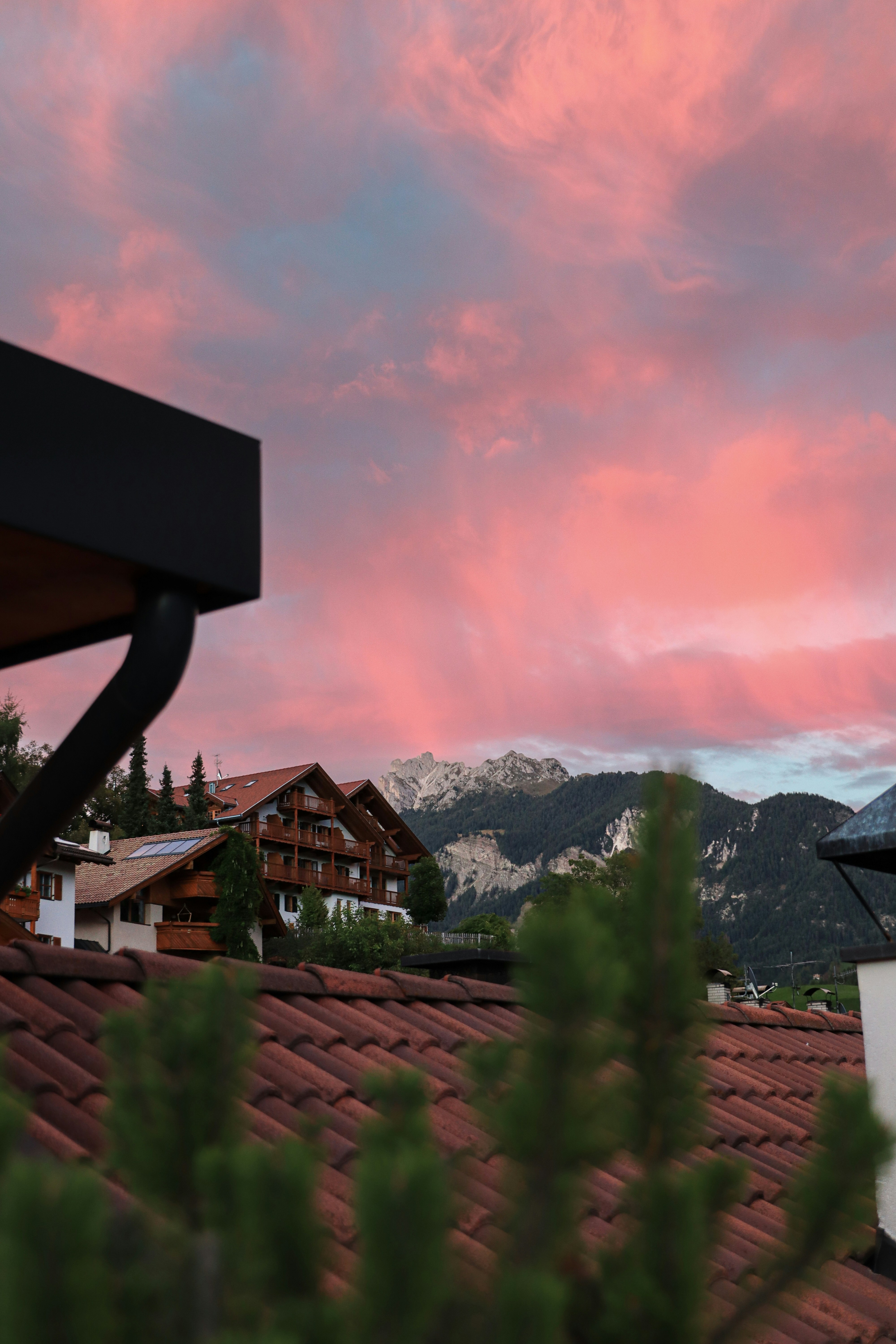 Whispers of Dusk Over Alpine Rooftops