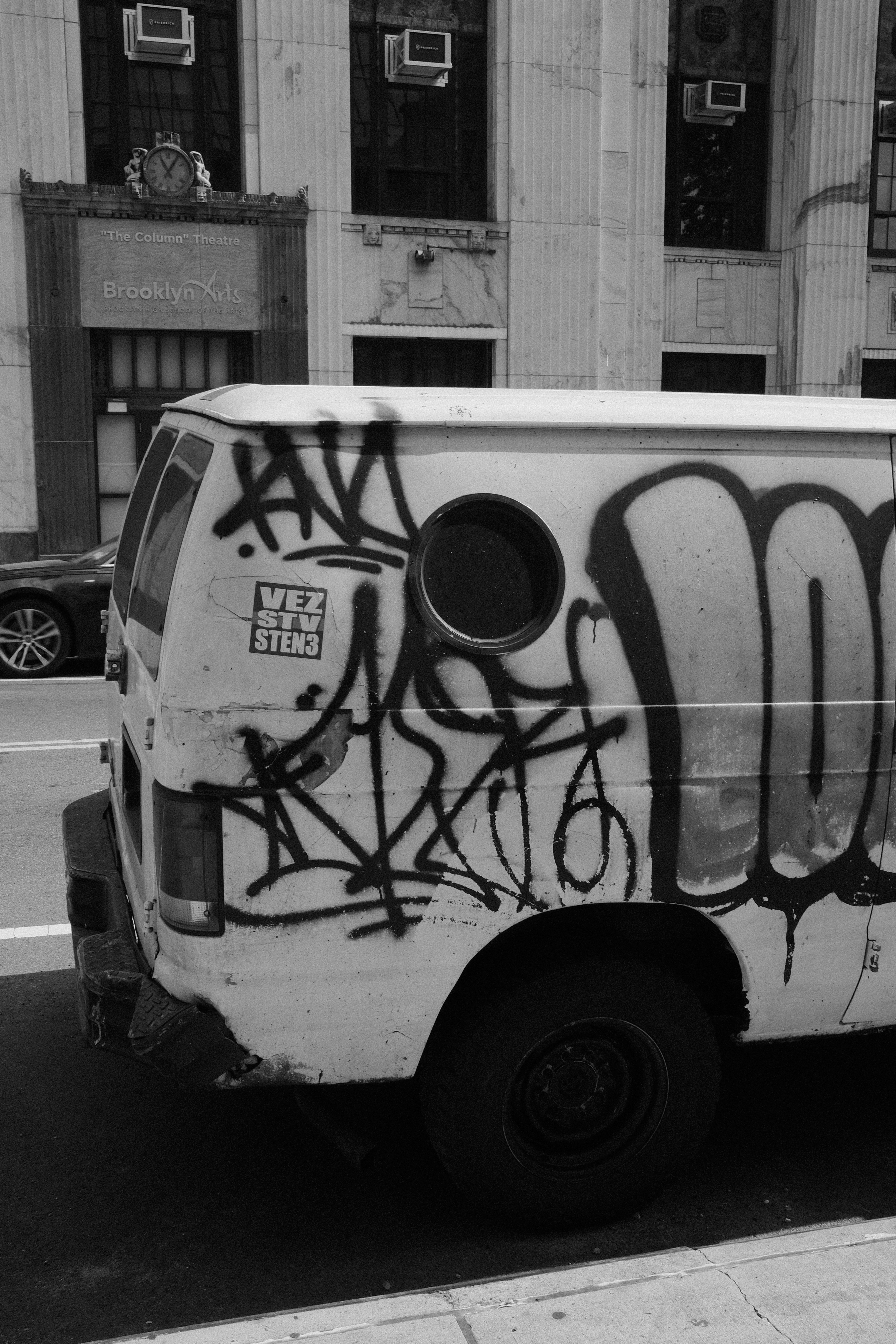 Urban Canvas: The Story of a Van