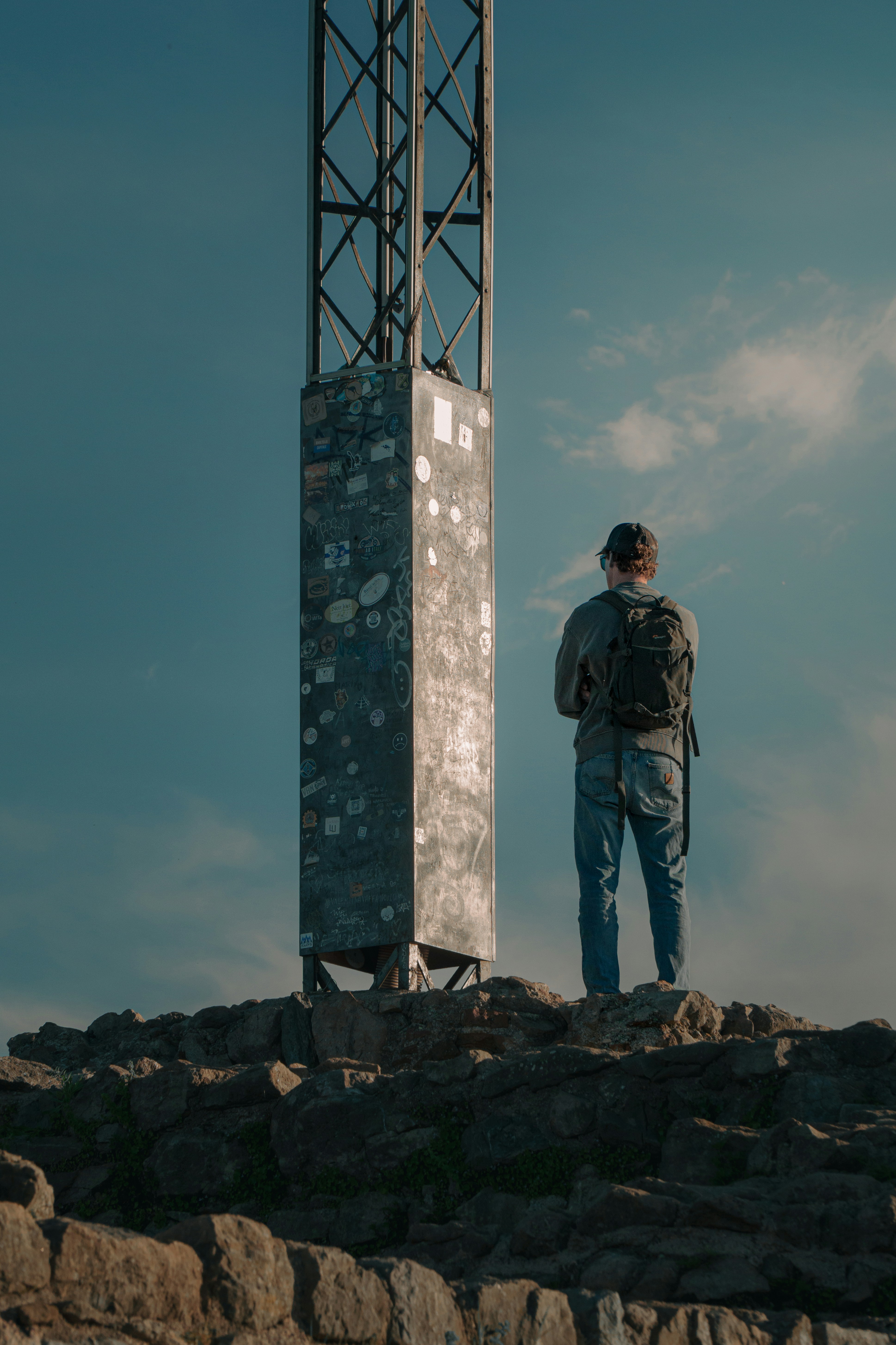 The Summit's Silent Observer