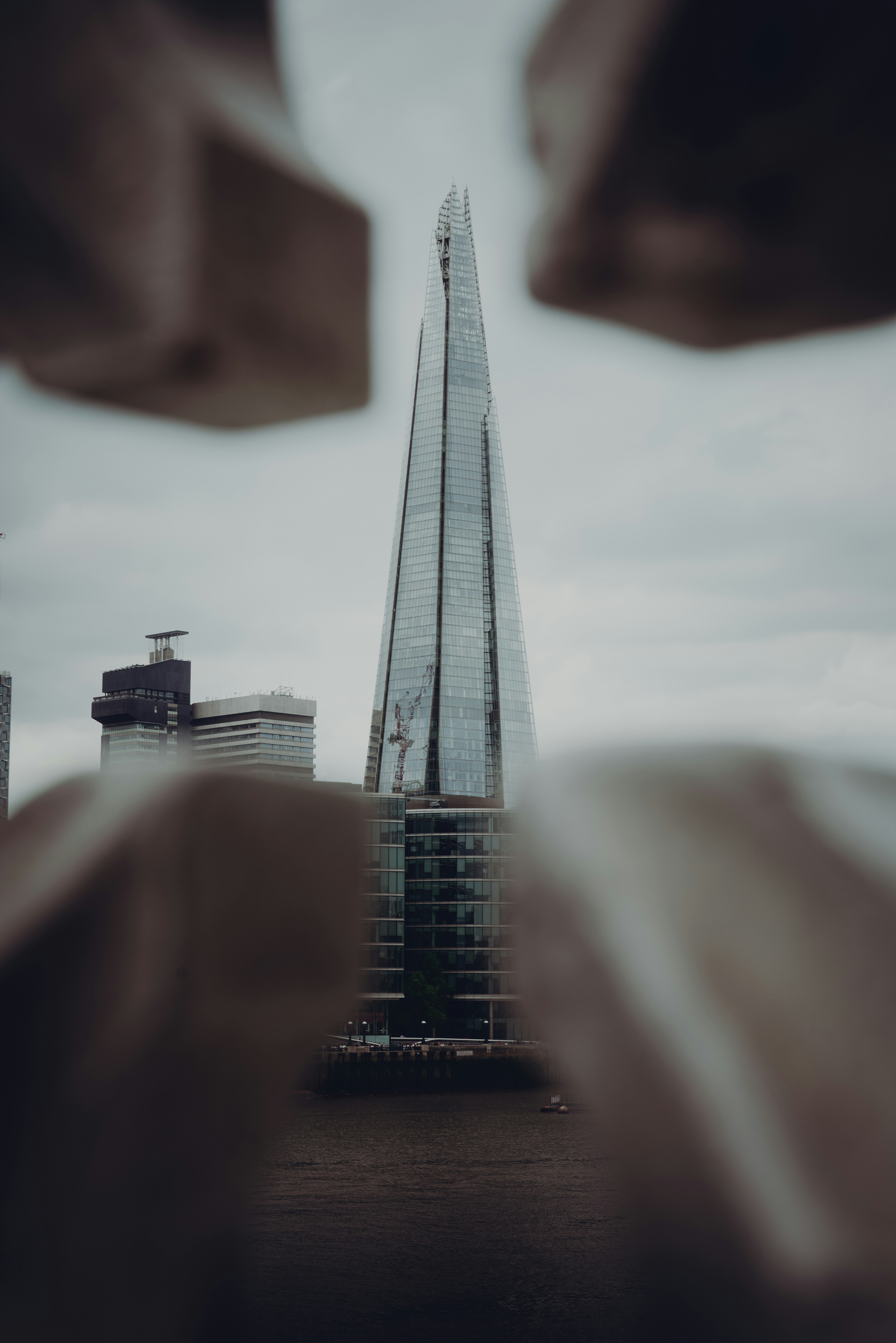A Glimpse Through Urban Frames