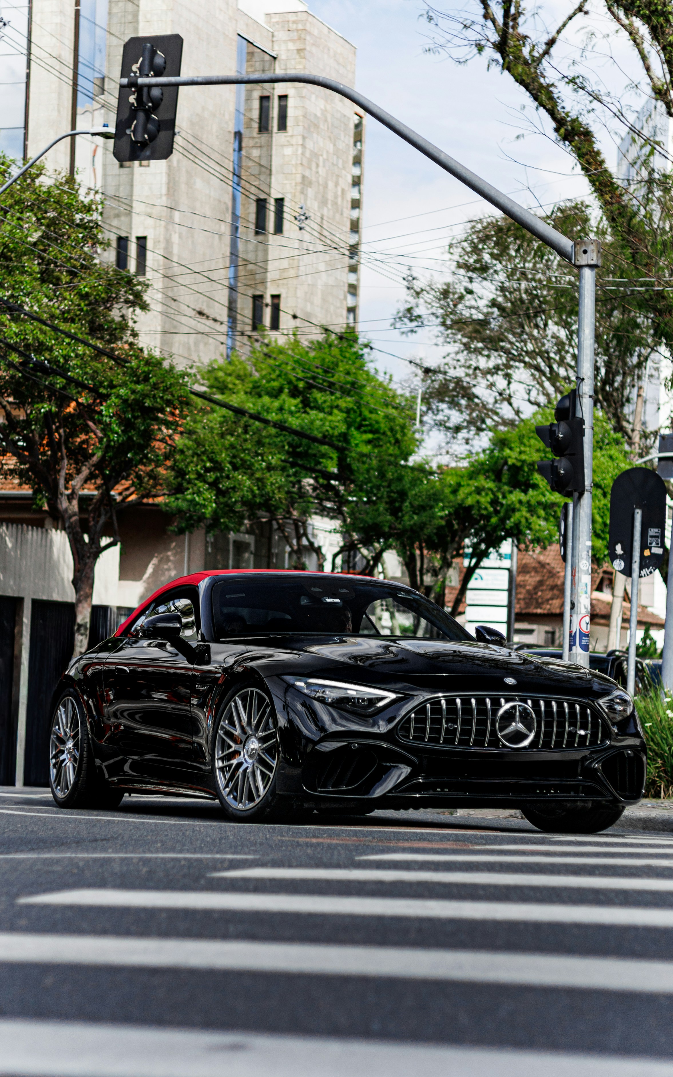 Urban Elegance: The Bold Mercedes Encounter