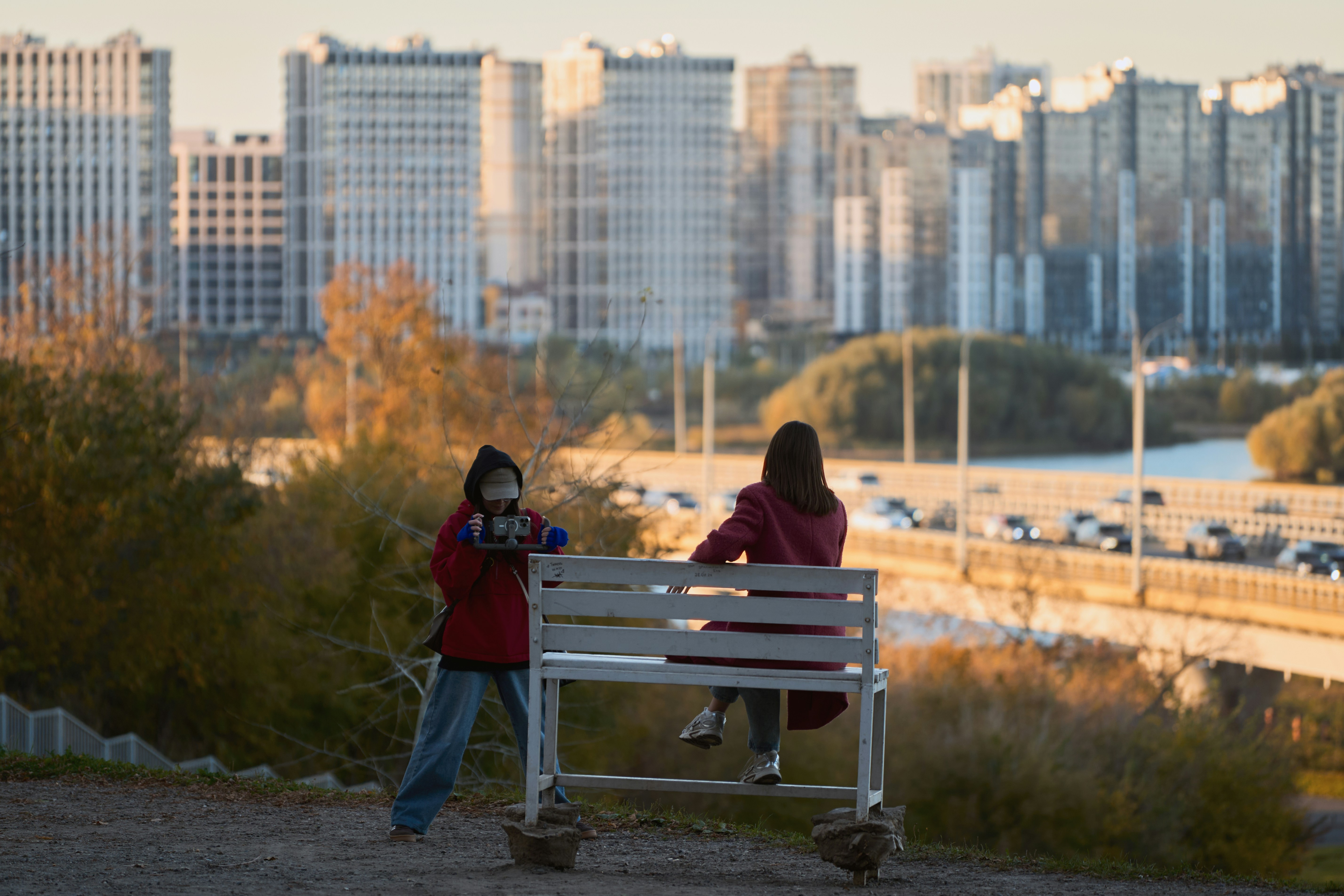 Urban Moments: A Snapshot of Connection
