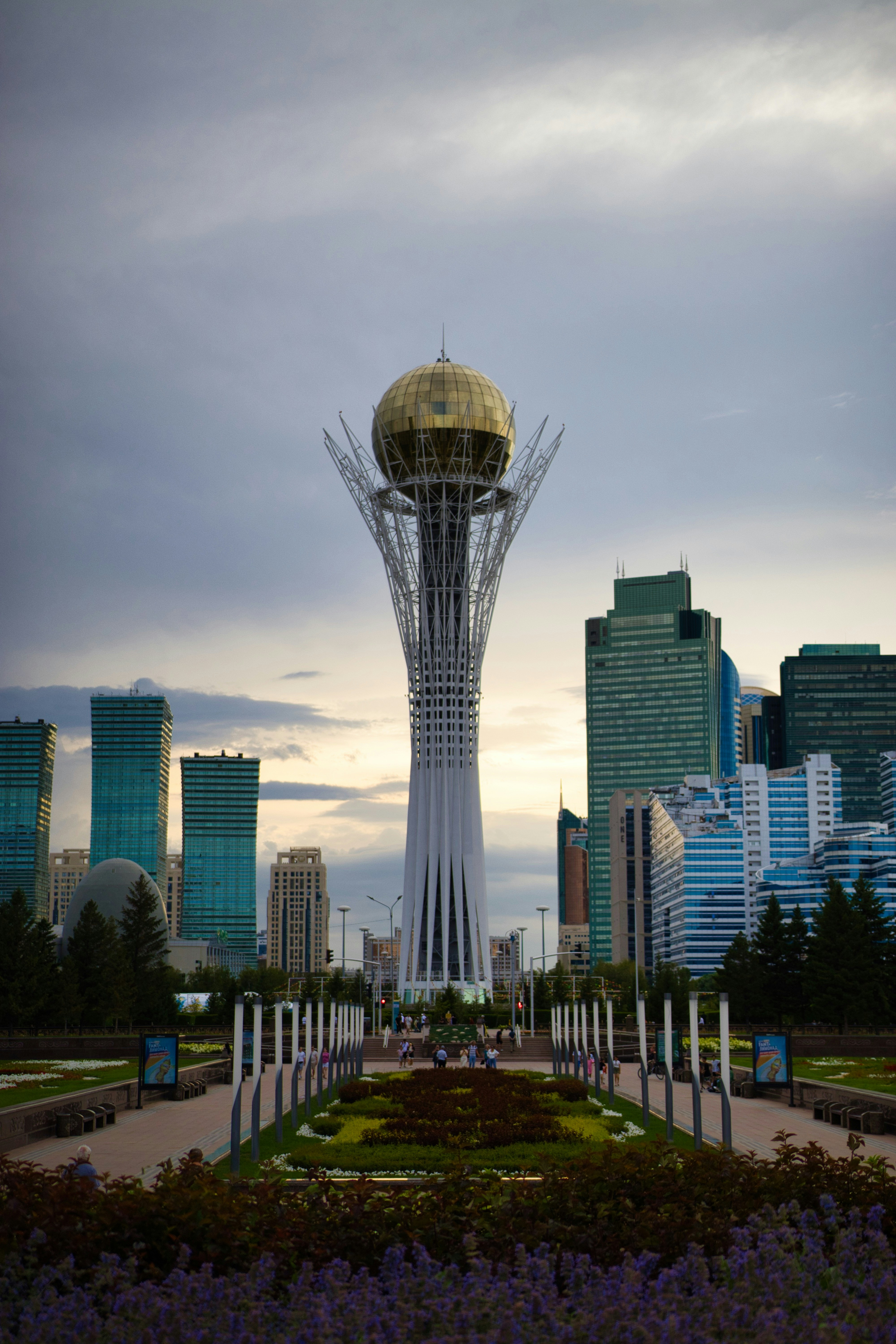 🌄 Available as fine art and acrylic print, and framed poster at https://www.pawsandprints.eu/category/kasachstan