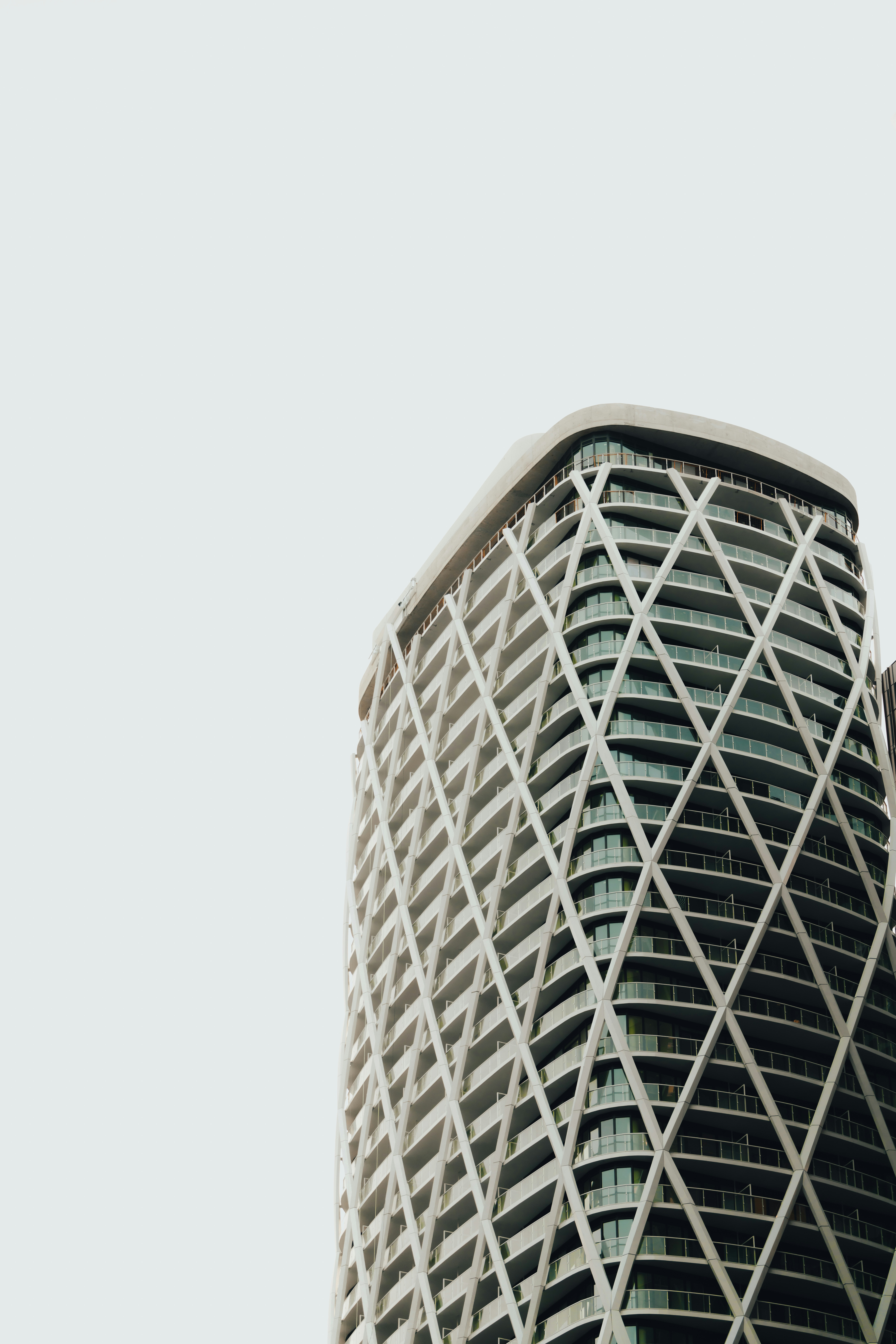 Crisscrossed Tower: A Skyline of Angled Grids Climbing the Sky
