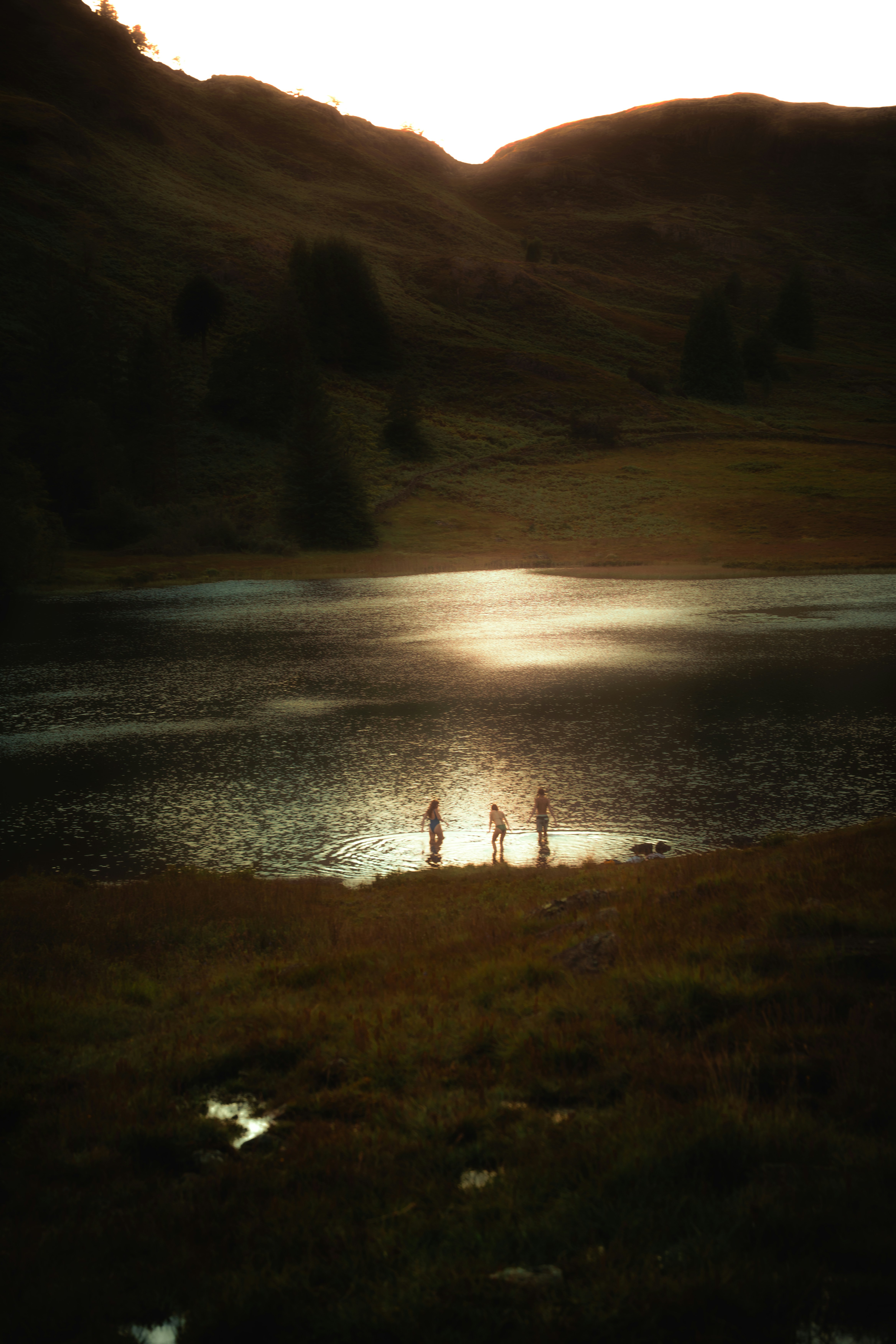 Echoes of Joy on a Serene Lake
