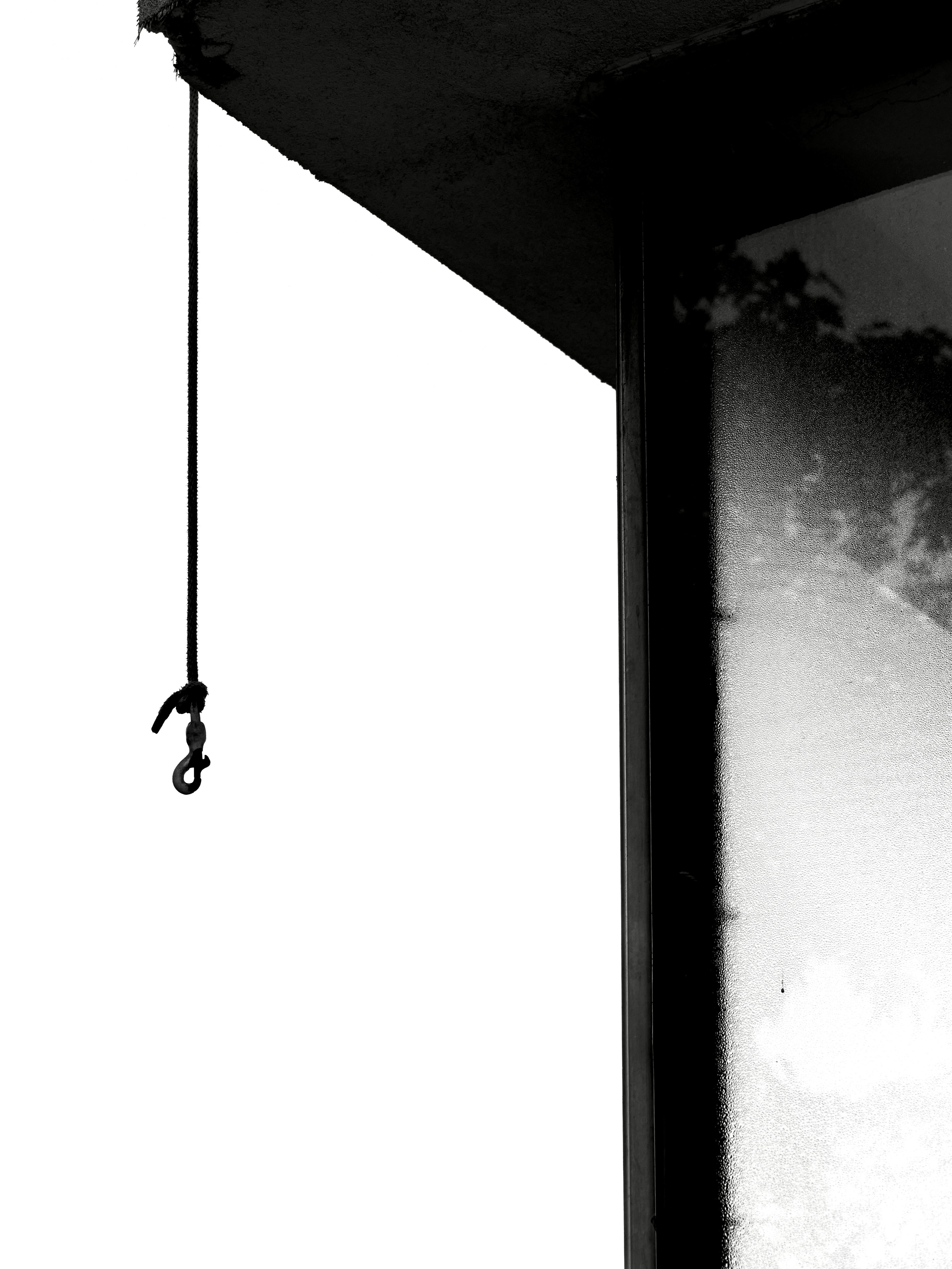 The Silent Hook: A Study in Minimalism