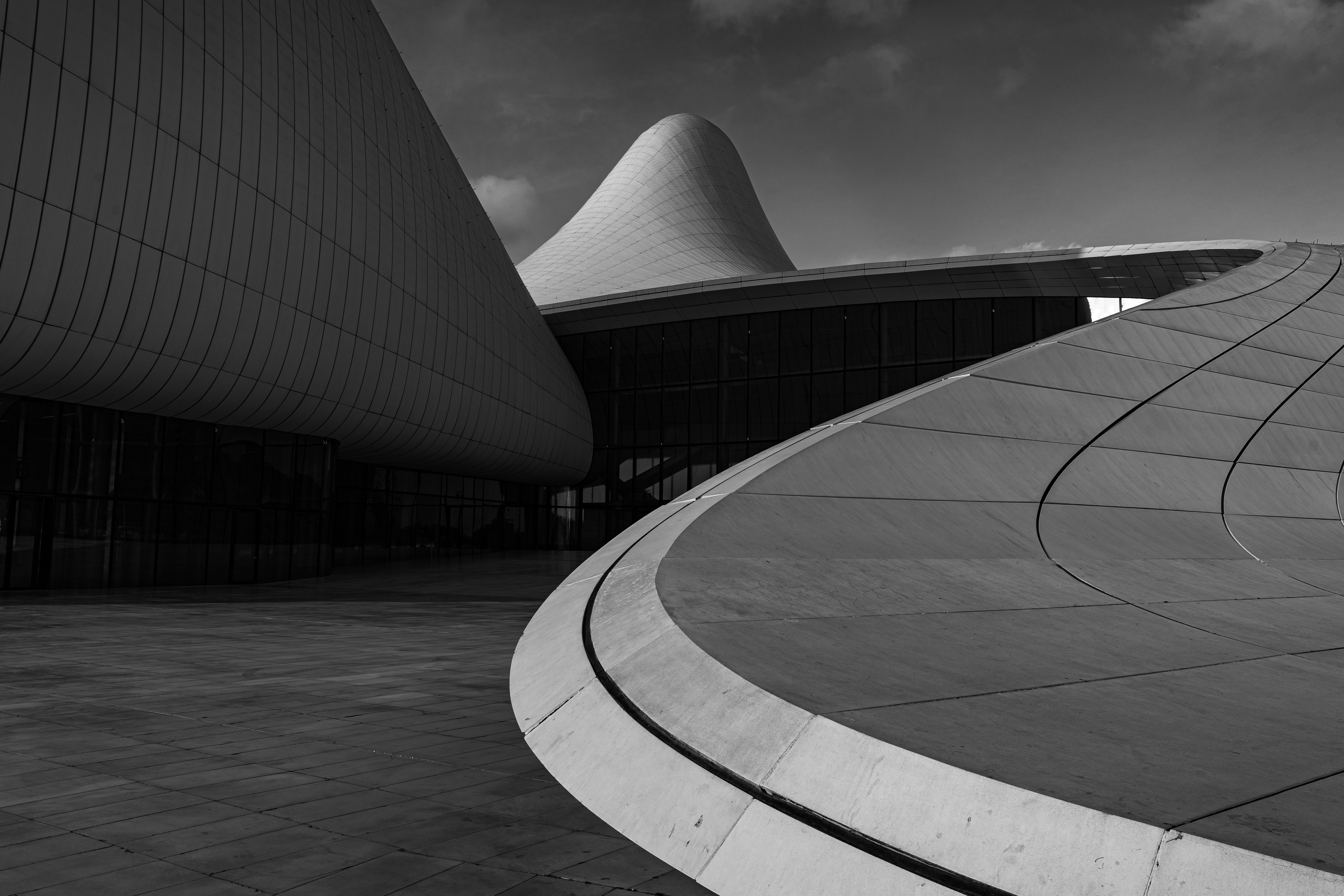 Curves and Peaks: A Dance of Architecture