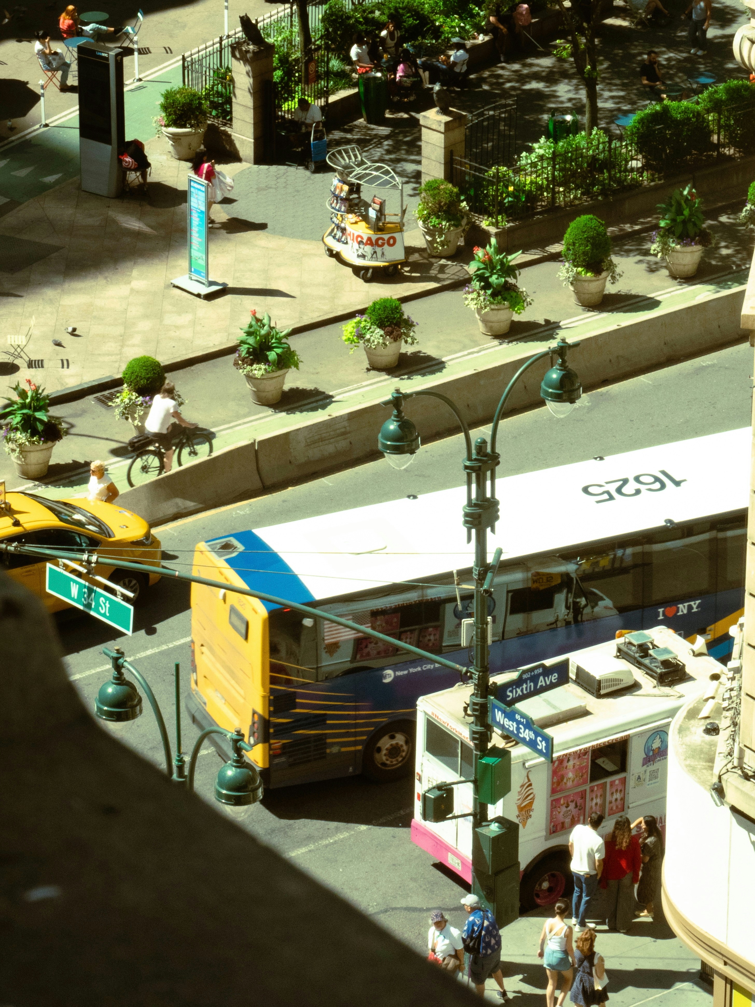 Urban Symphony: A Dance of Motion and Stillness