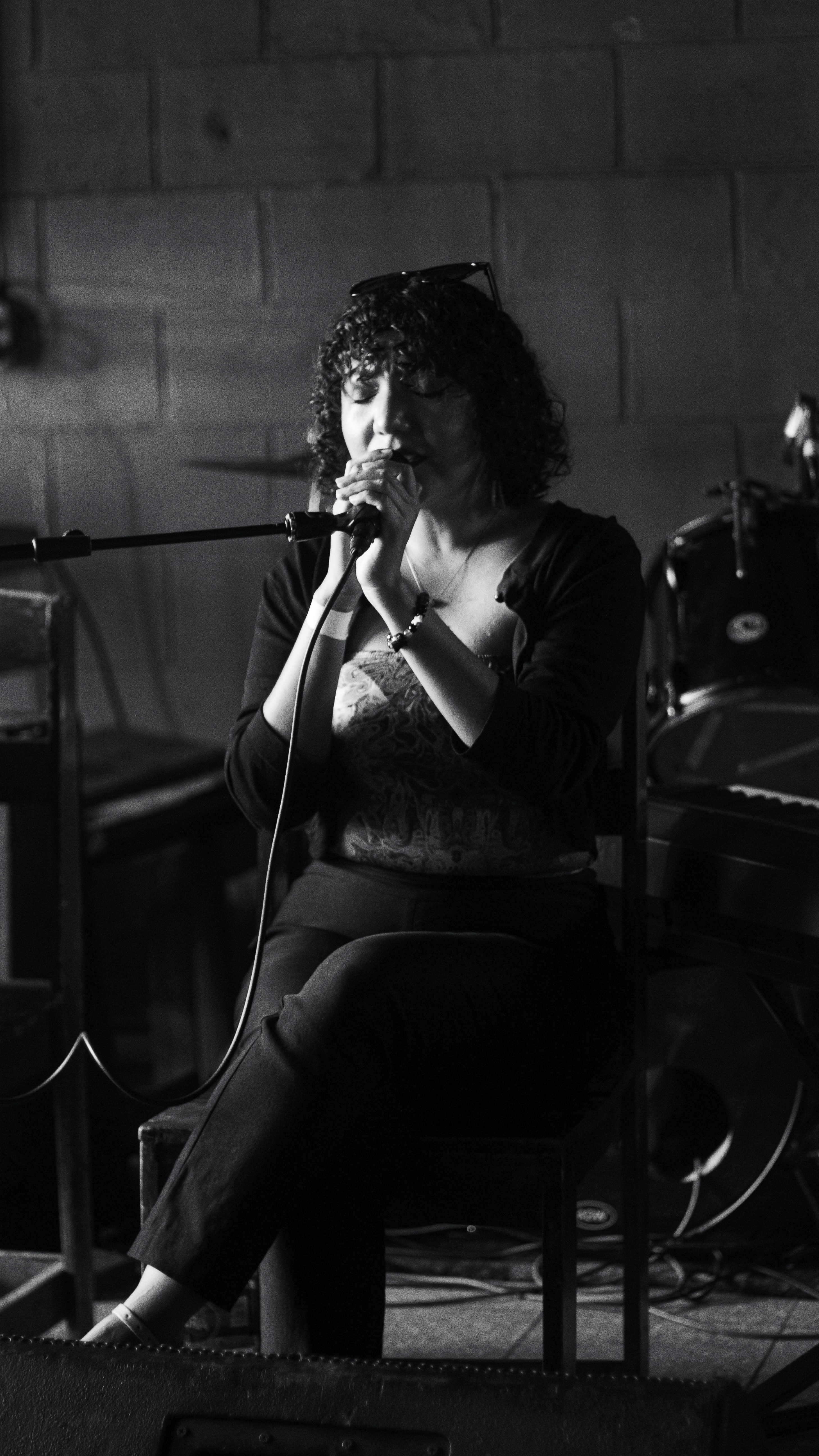 Echoes of Emotion: A Vocal Performance in Monochrome