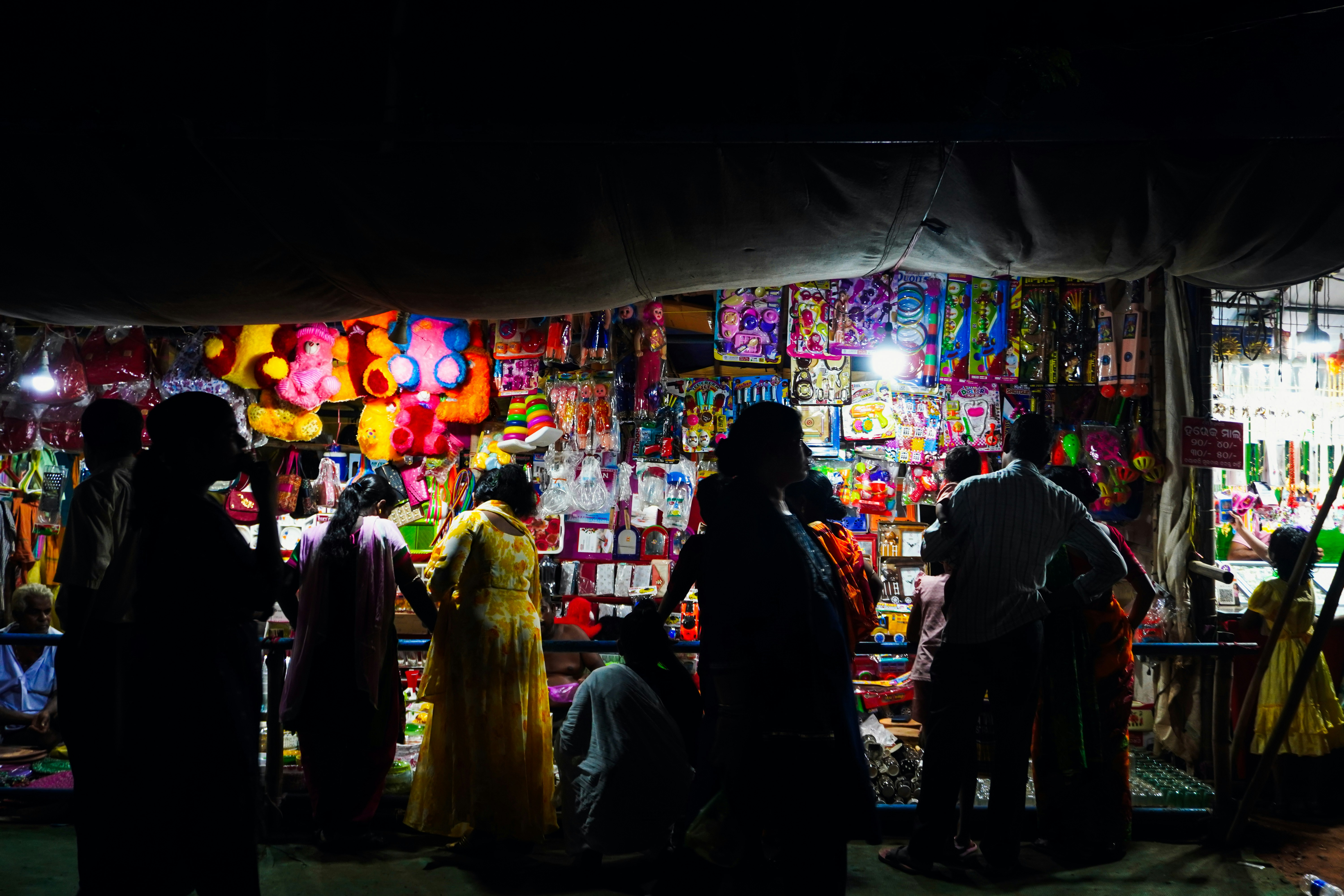 Nocturnal Bazaar: A Dance of Shadows and Colors