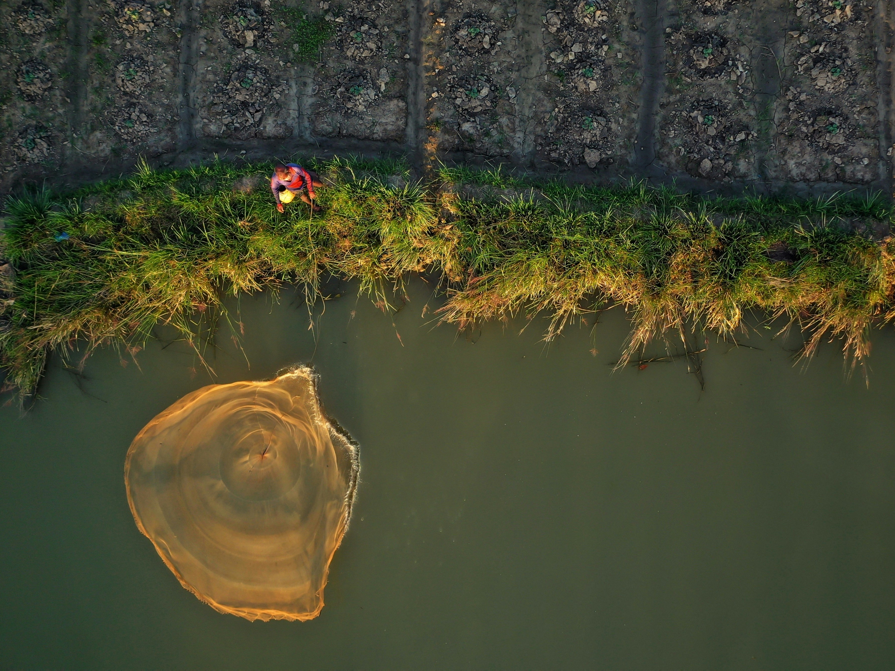 Ripples of Tradition: A Fisherman's Dance