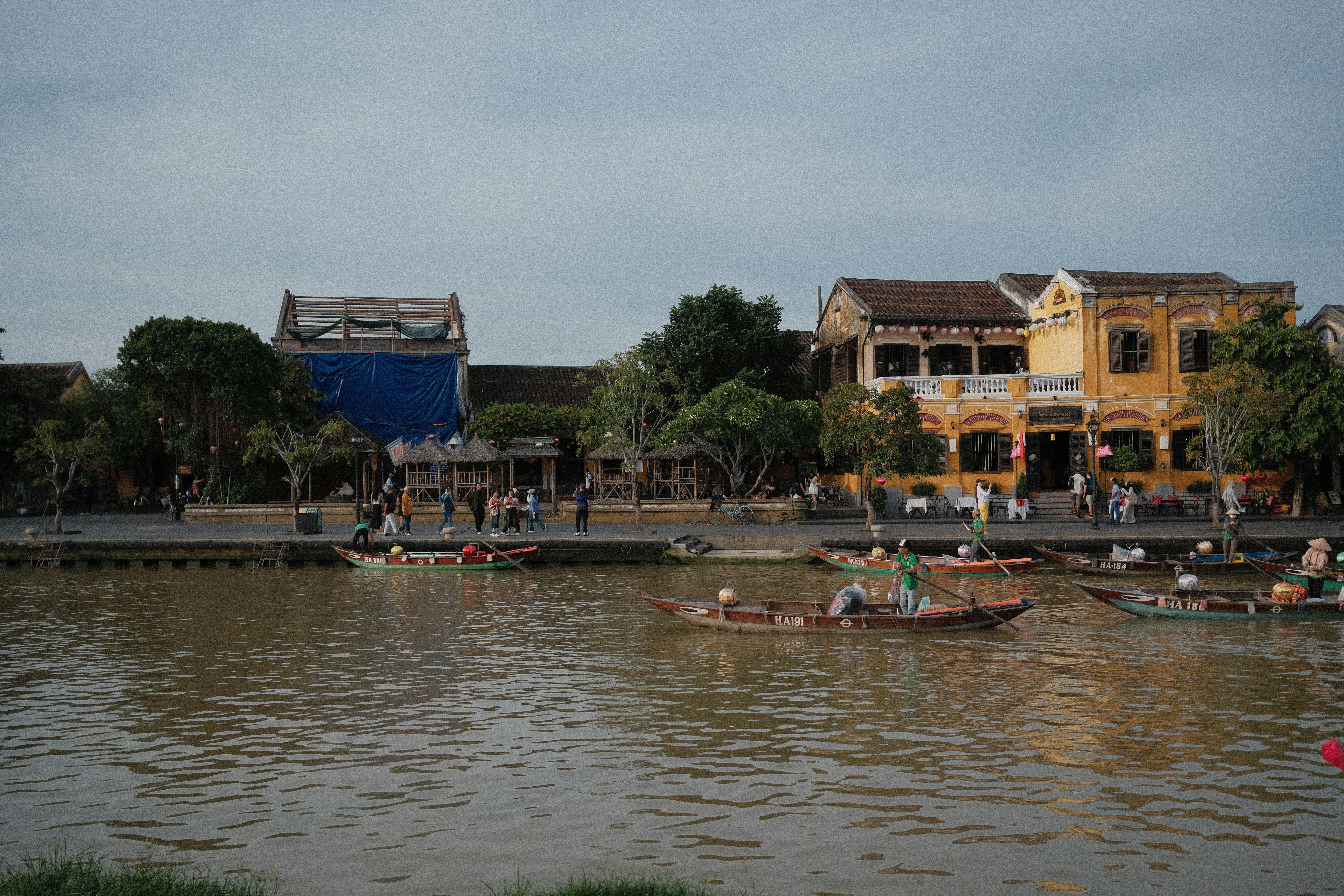 Serenity on the Water: A Glimpse into Hoi An's Riverside Life