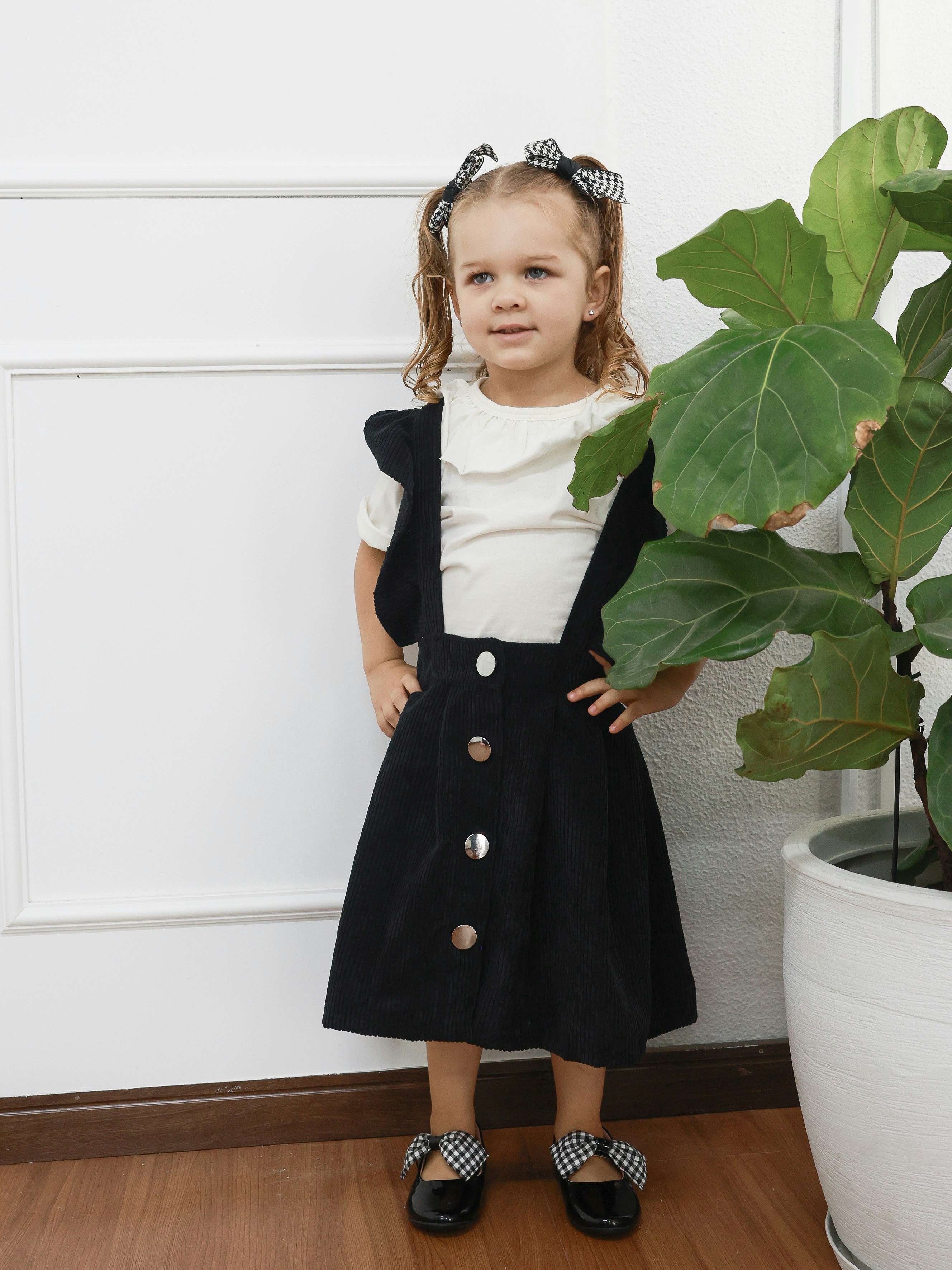 Charming Elegance in Everyday Style