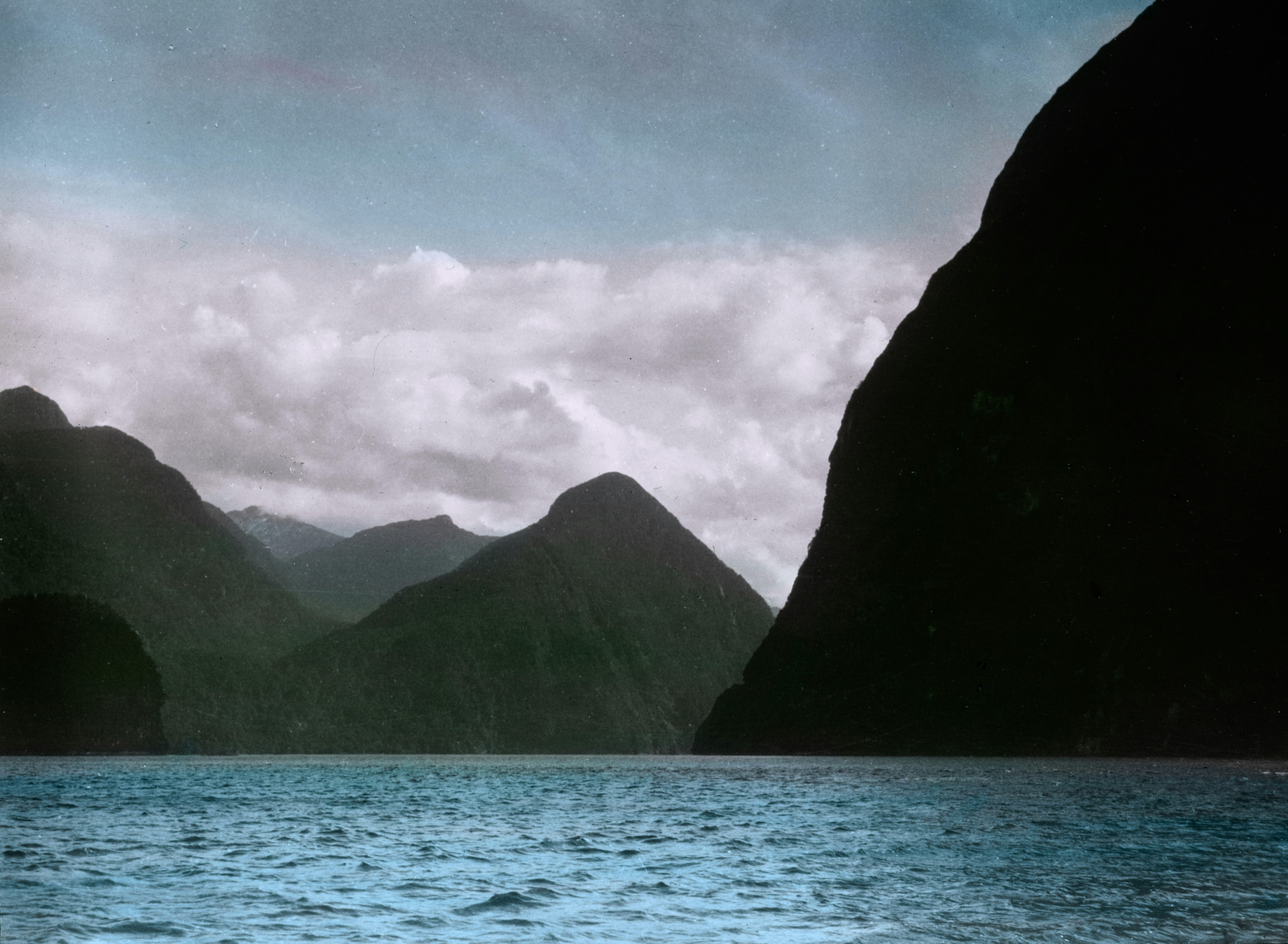 Hall's Arm from Doubtful Sound, Southland, by Algernon Charles Gifford. Gift of Mrs Sylvia Murray, 1967. Te Papa (LS.005420). https://collections.tepapa.govt.nz/object/231558