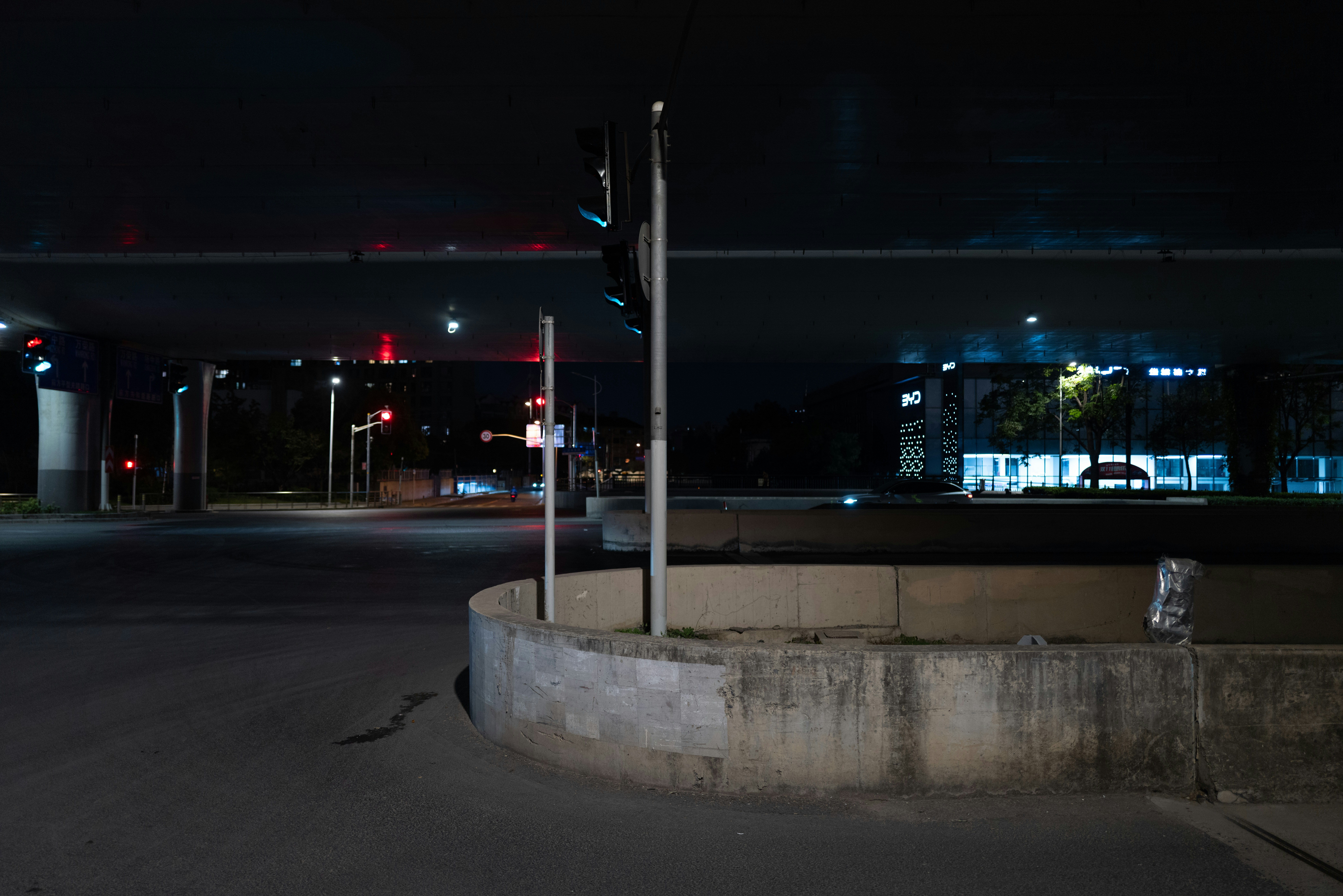 Urban Nightscape: A Dance of Shadows and Light