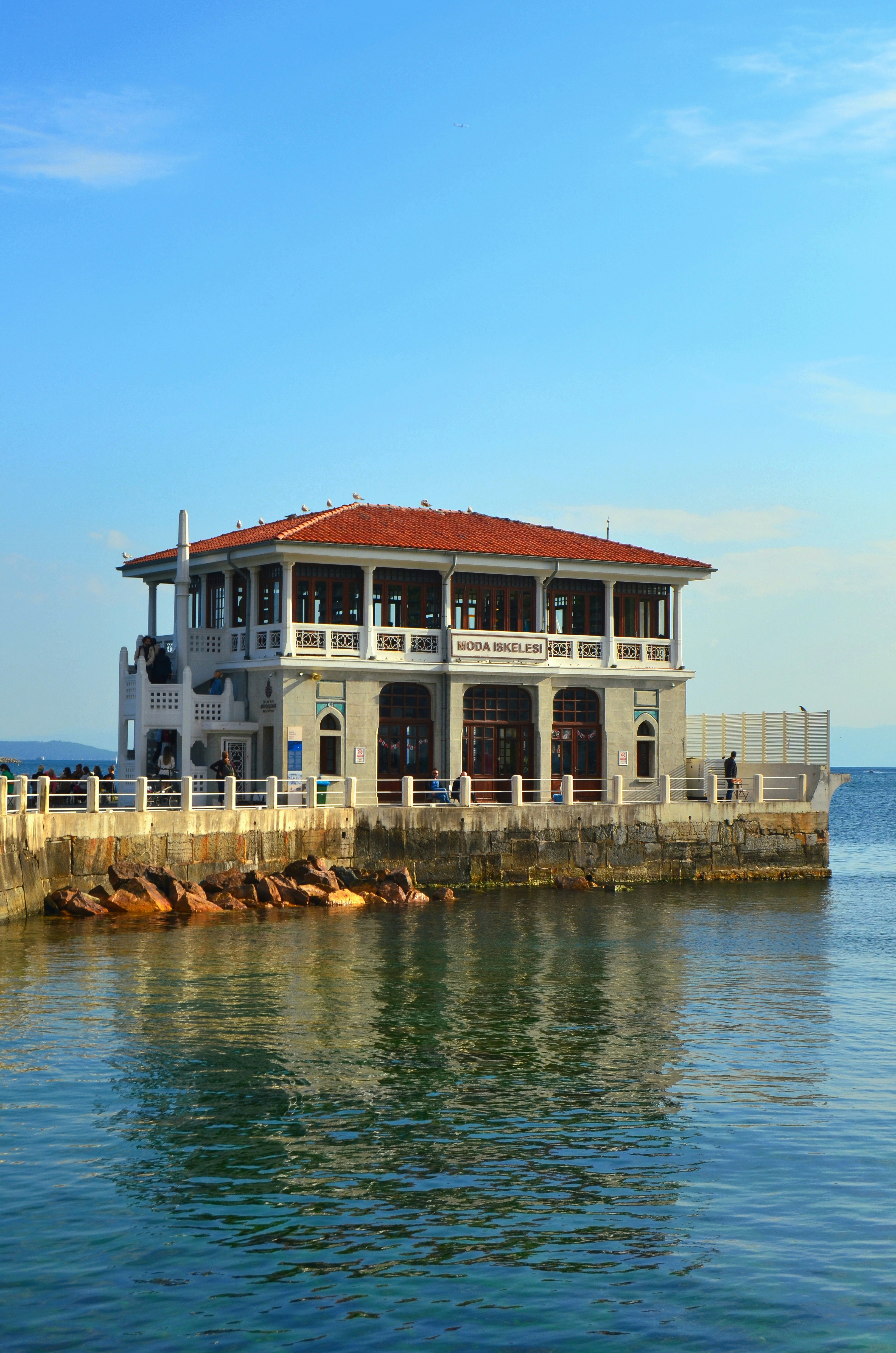 Seaside Heritage: The Charm of Moda Pavilion