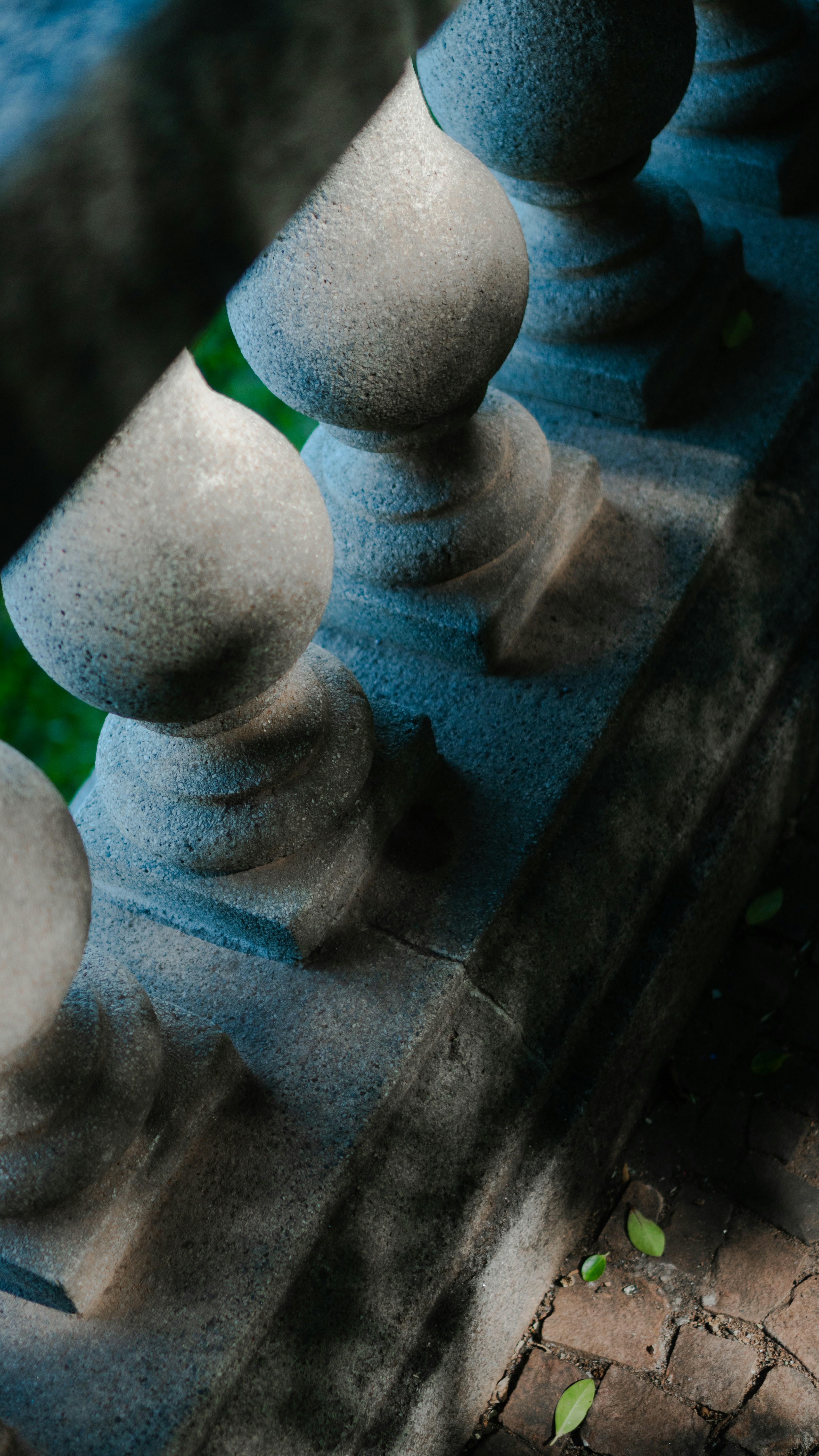 Curved Elegance: The Artistry of Stone Balustrades