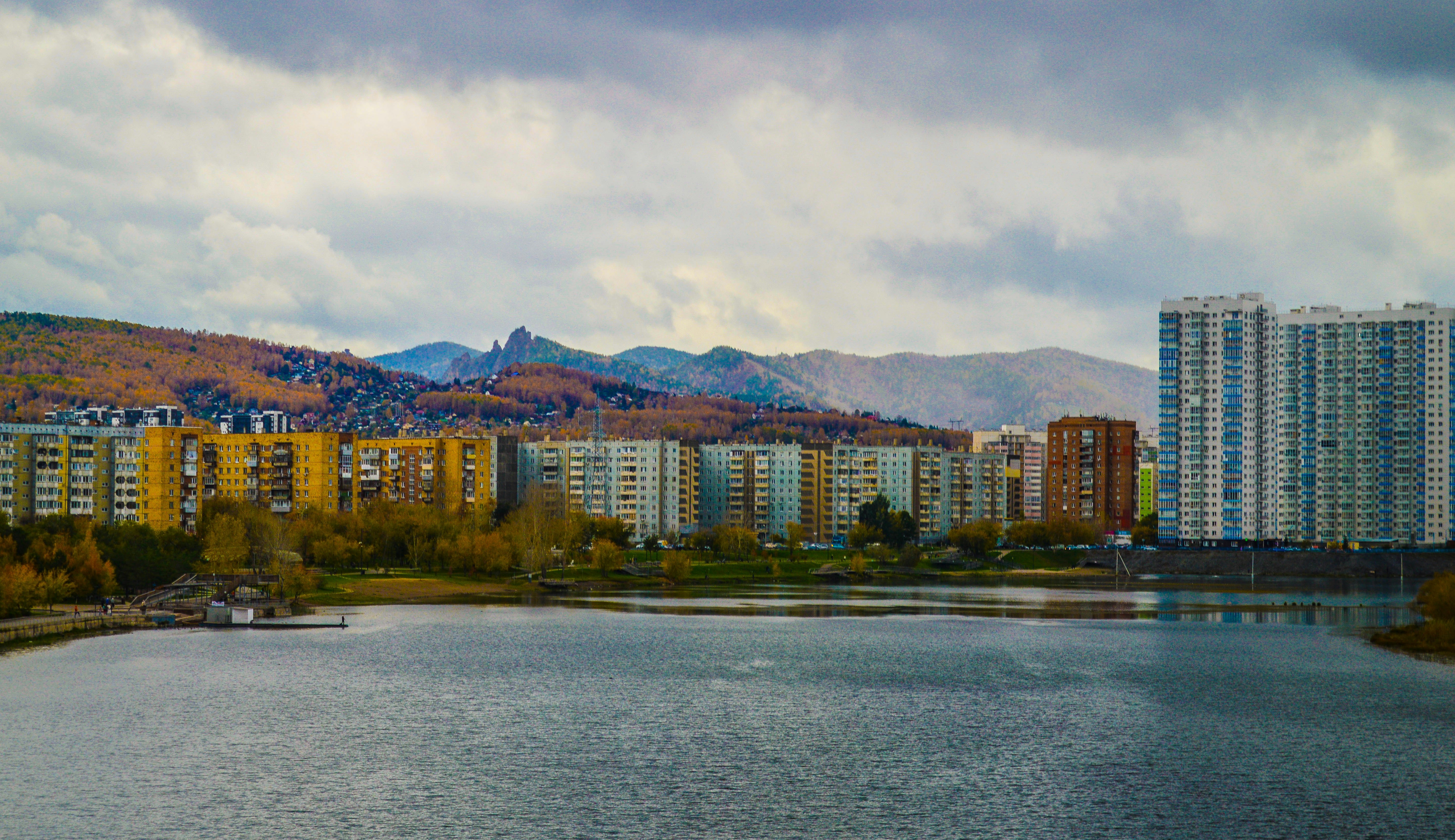 Urban Serenity Amidst Nature's Palette